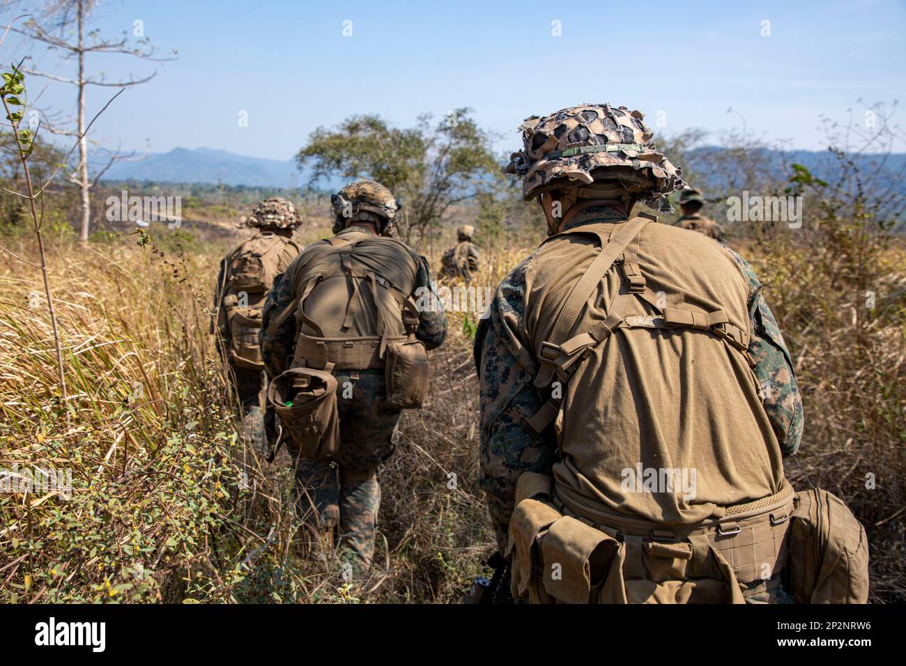 U.S. Marines with Echo Company, Battalion Landing Team 2/4, 13th Marine ...