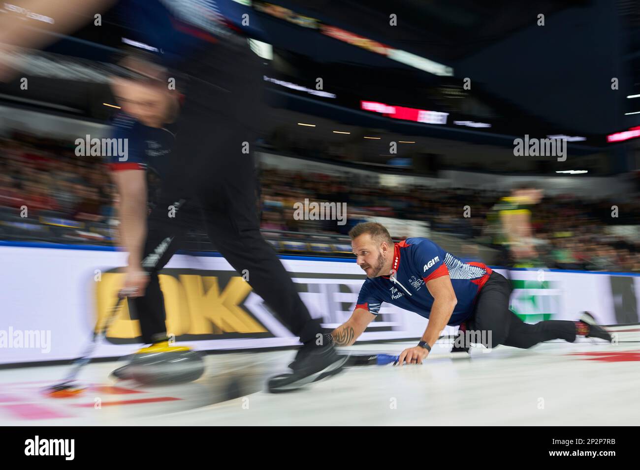Wild Card team 2 third Derek Samagalski of the Morris Curling Club, in ...