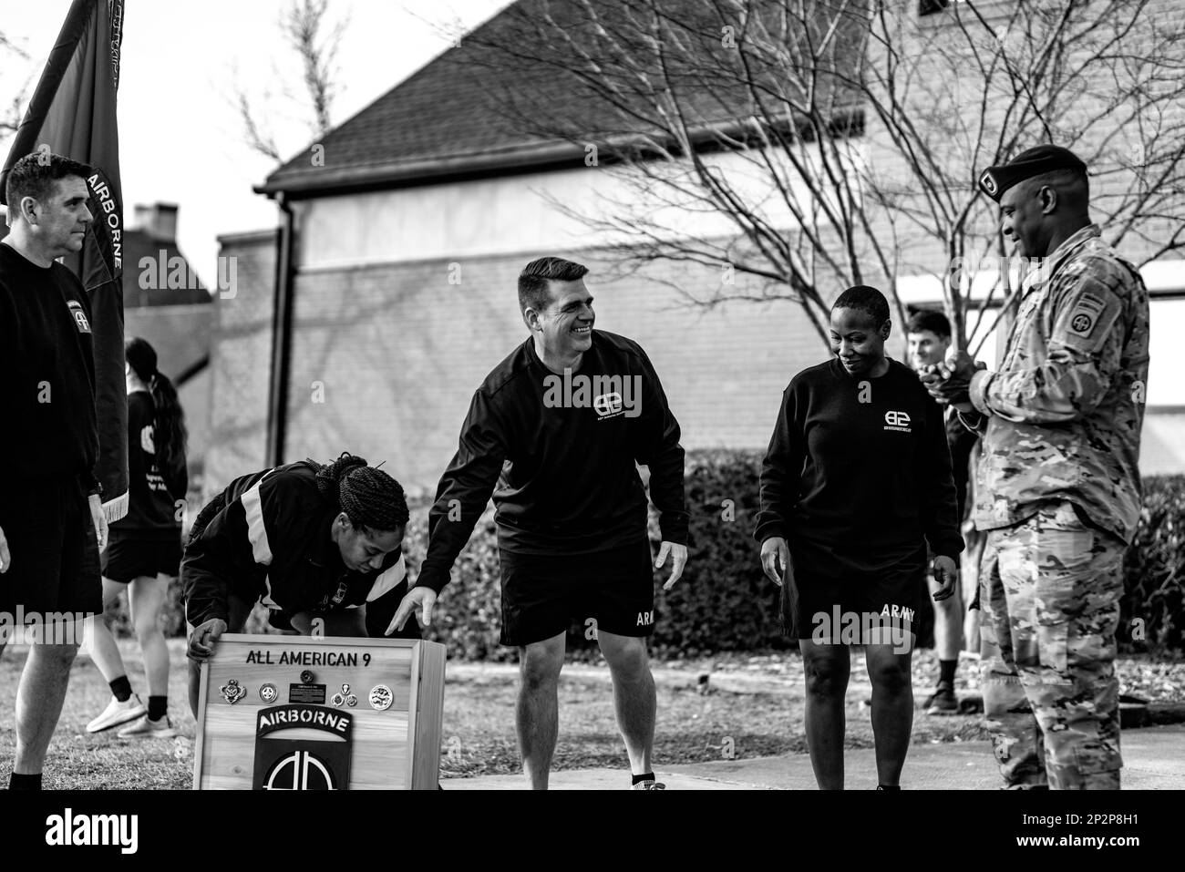 Paratroopers assigned to the 82nd Airborne Division Sustainment Brigade ...