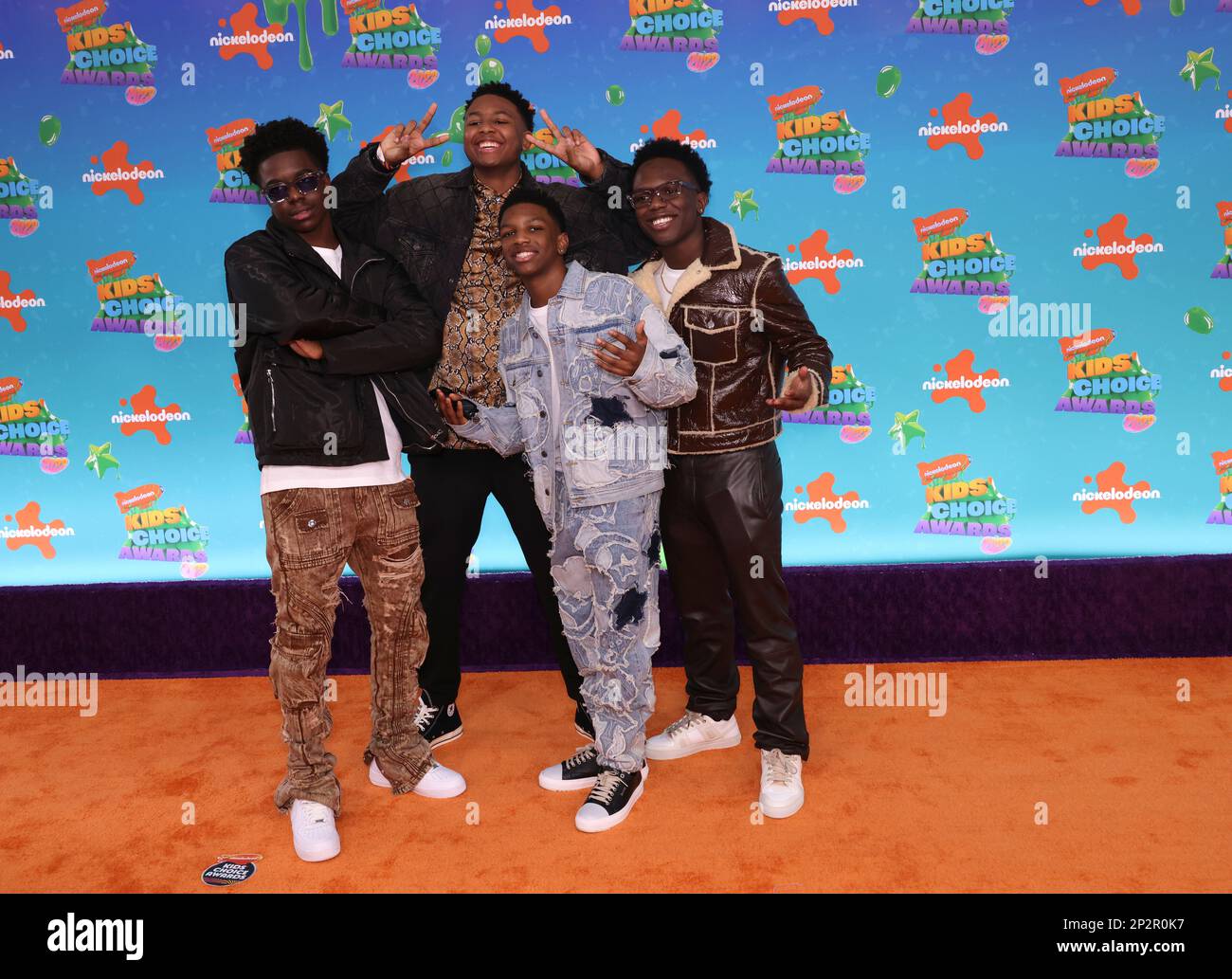 WanMor arrives at the Nickelodeon Kids' Choice Awards on Saturday ...