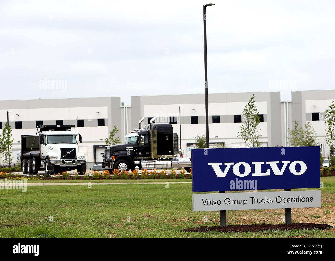 Volvo's new Central Distribution Center, a $70 million state-of-the-art ...