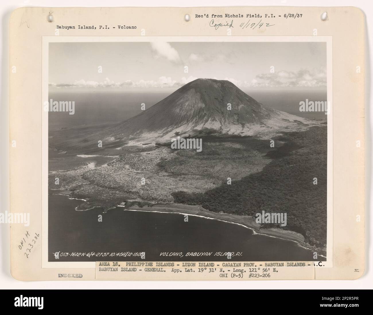 Babuyan island hi-res stock photography and images - Alamy