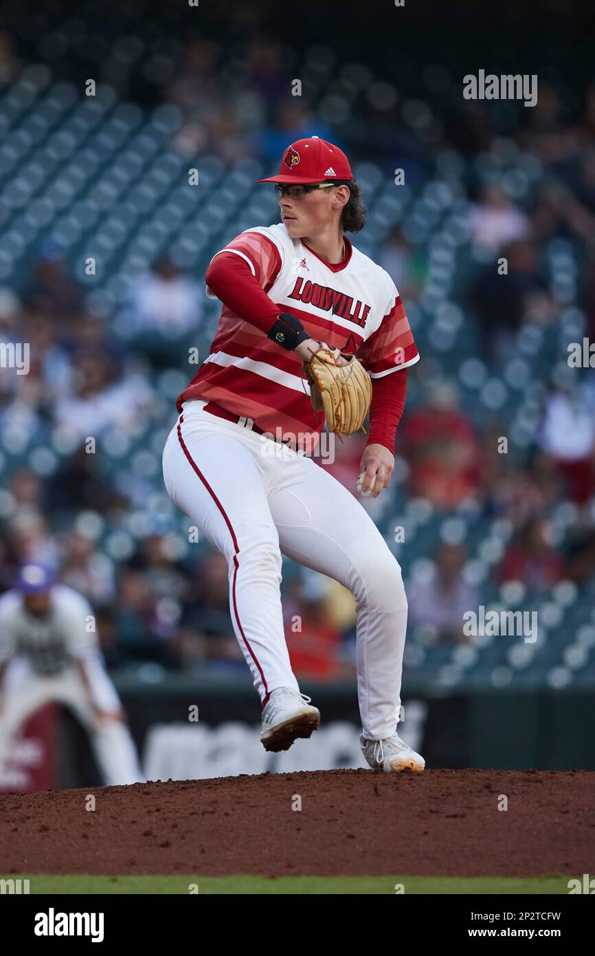 Louisville Cardinals starting pitcher Greg Farone (26) in action ...