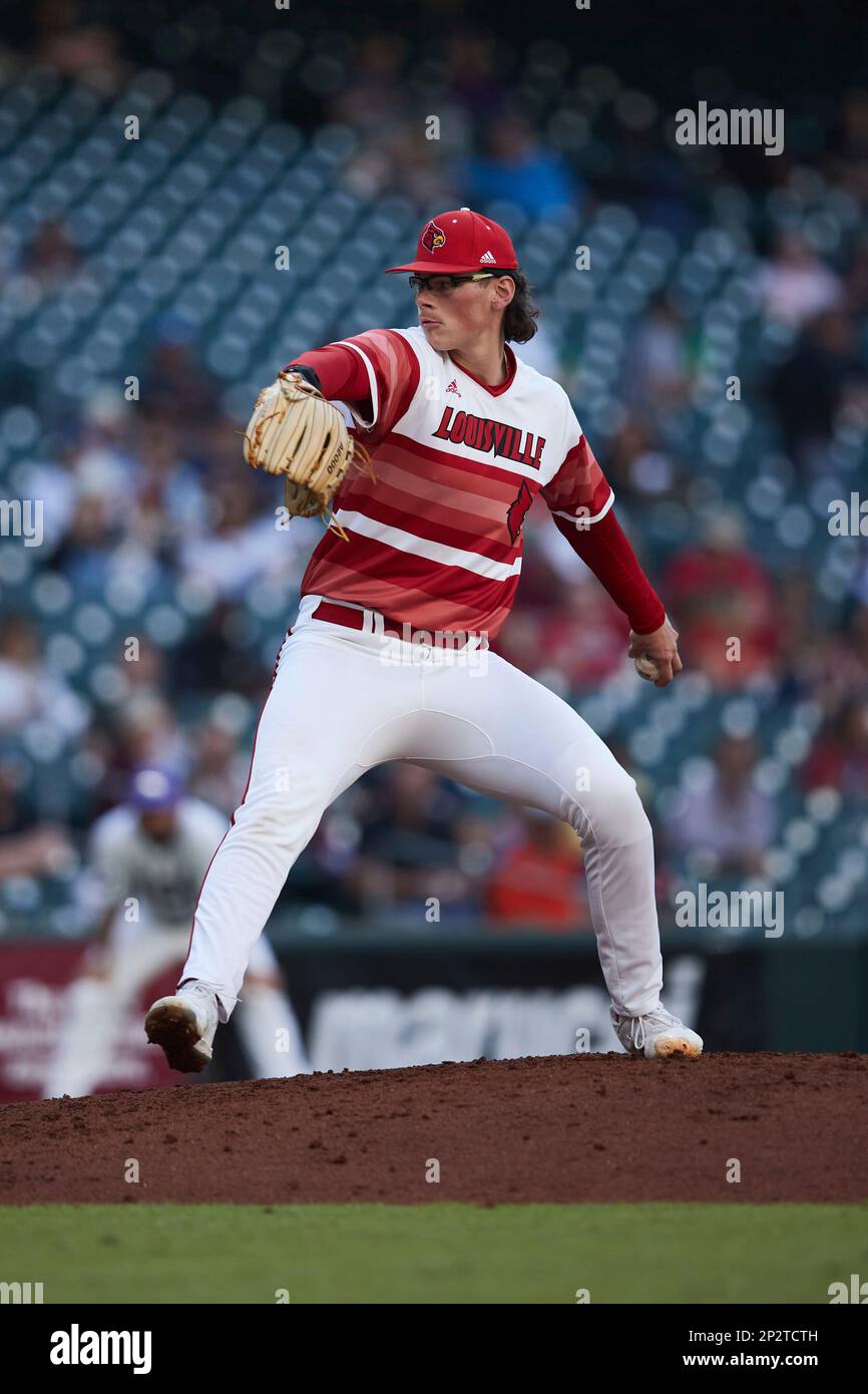 Louisville Cardinals starting pitcher Greg Farone (26) in action ...