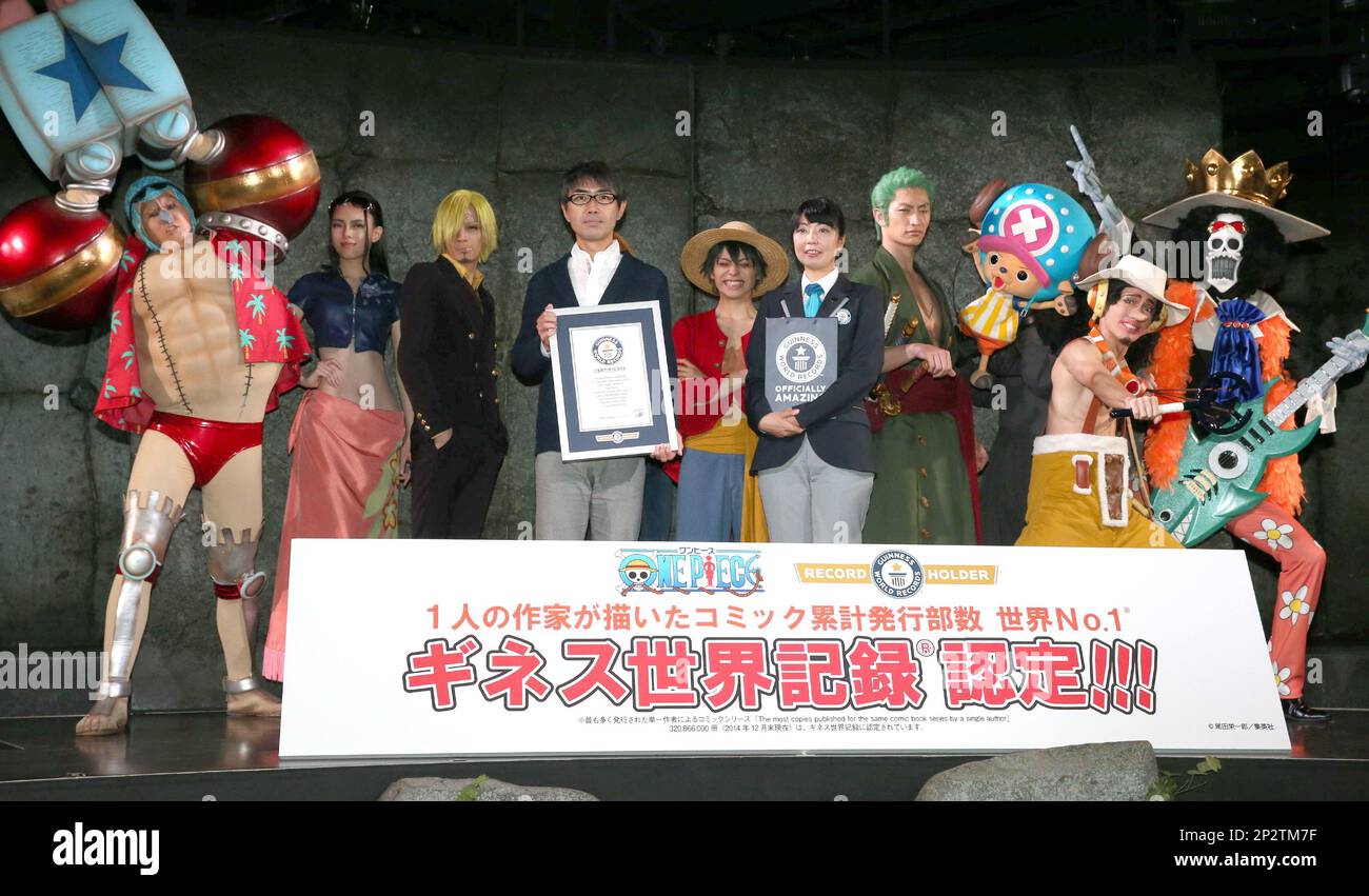 Yoshihisa Heishi (4th from L), editor in chief of the Weekly Shonen ...