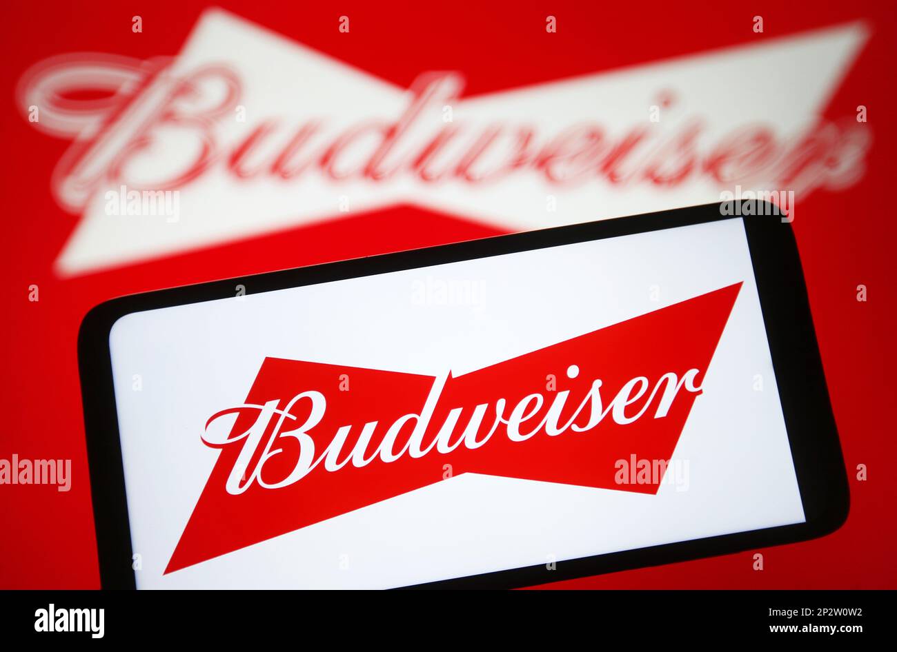 Budweiser brewing logo hi-res stock photography and images - Alamy