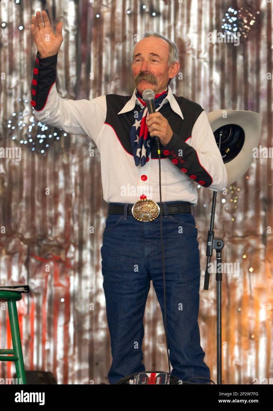 Baxter Black performs at the 2010 Stagecoach Music Festival at the ...