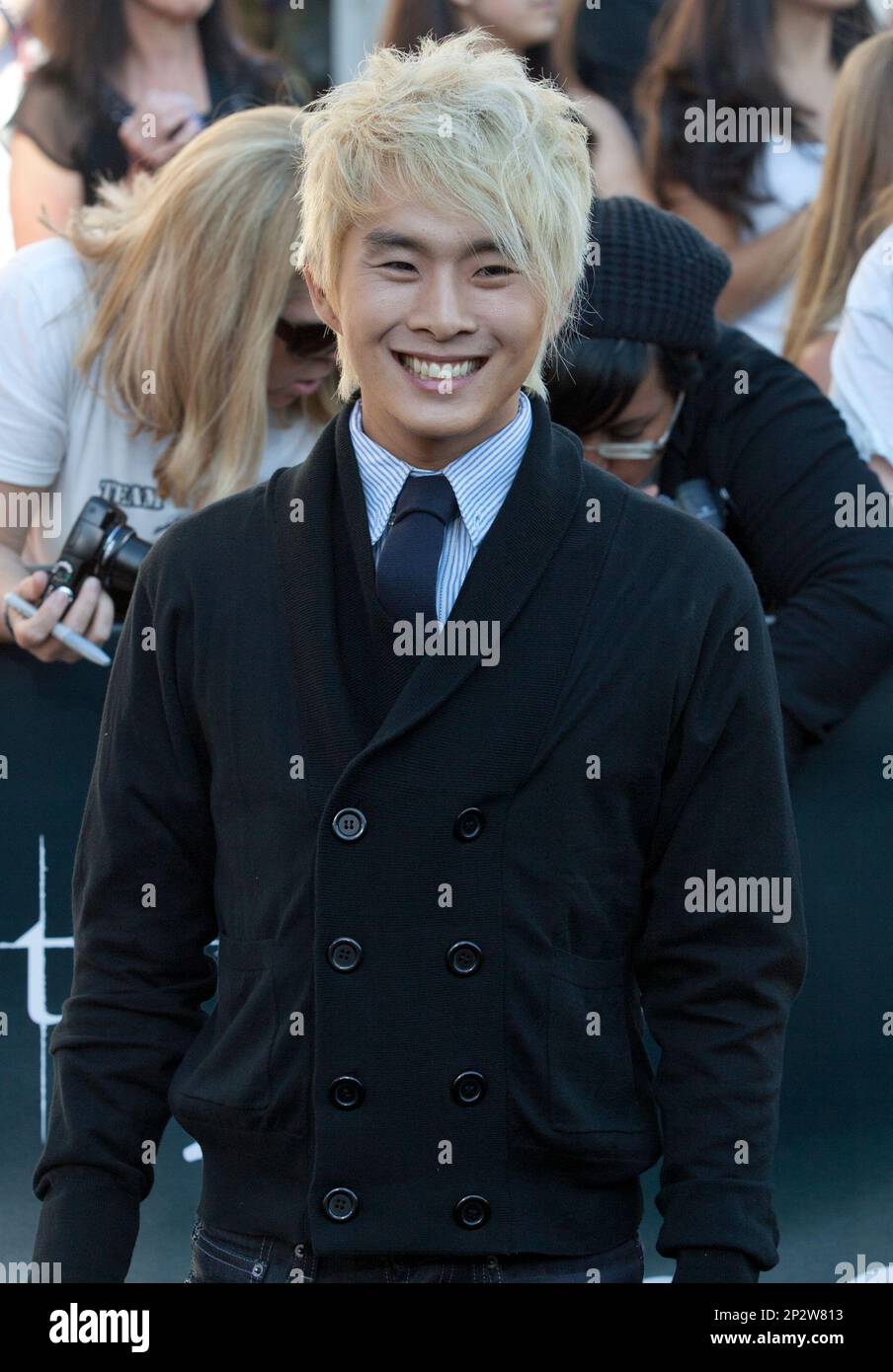 Justin Chon arrives for the Los Angeles Premiere of 'The Twilight Sage ...