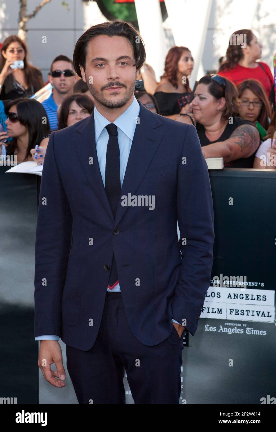Jack Huston arrives for the Los Angeles Premiere of 'The Twilight Sage ...