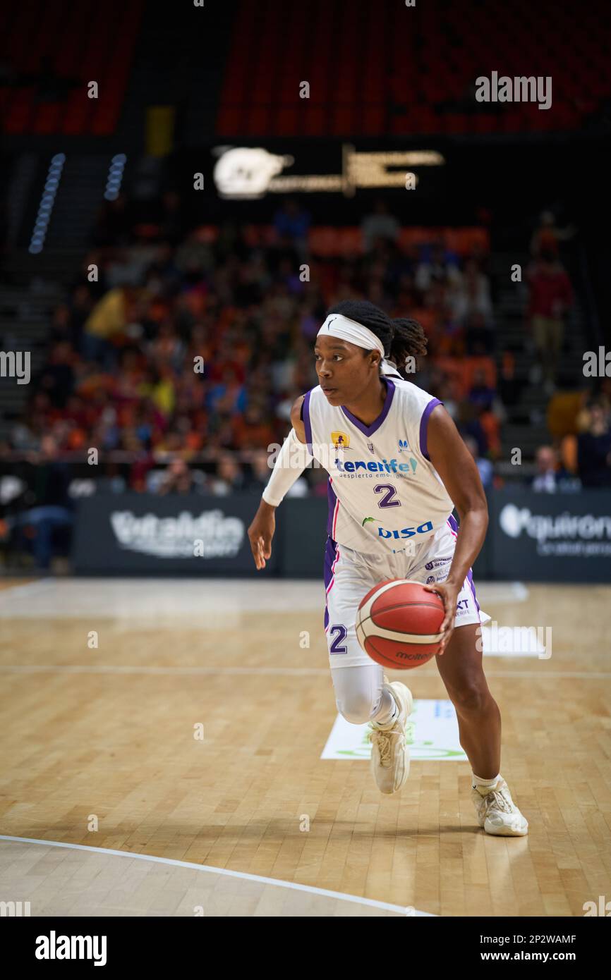 Aisha sheppard hi-res stock photography and images - Alamy