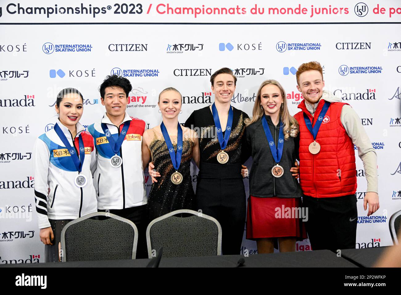 Ice Dance Press Conference: L-R Hannah LIM & Ye QUAN (KOR) second place ...