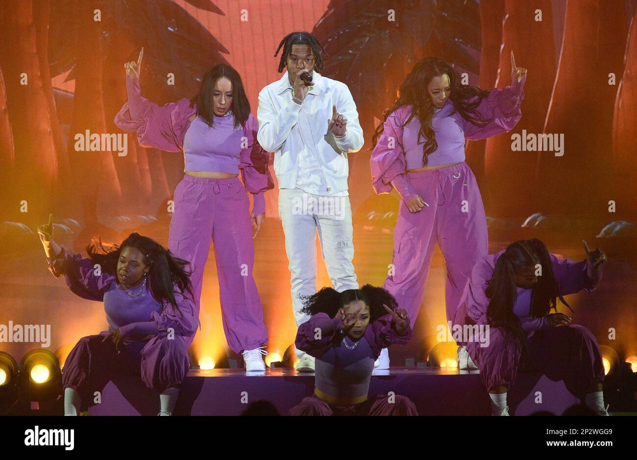 Lil Baby performs "California Breeze" at the Nickelodeon Kids' Choice ...