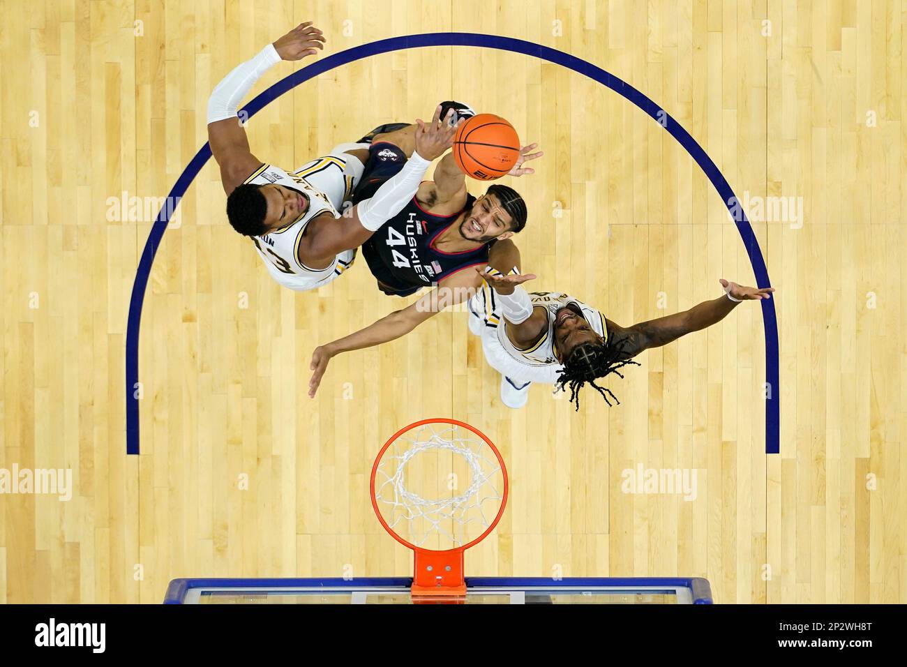 Uconns Andre Jackson Jr Center Goes Up For A Shot Between Villanova