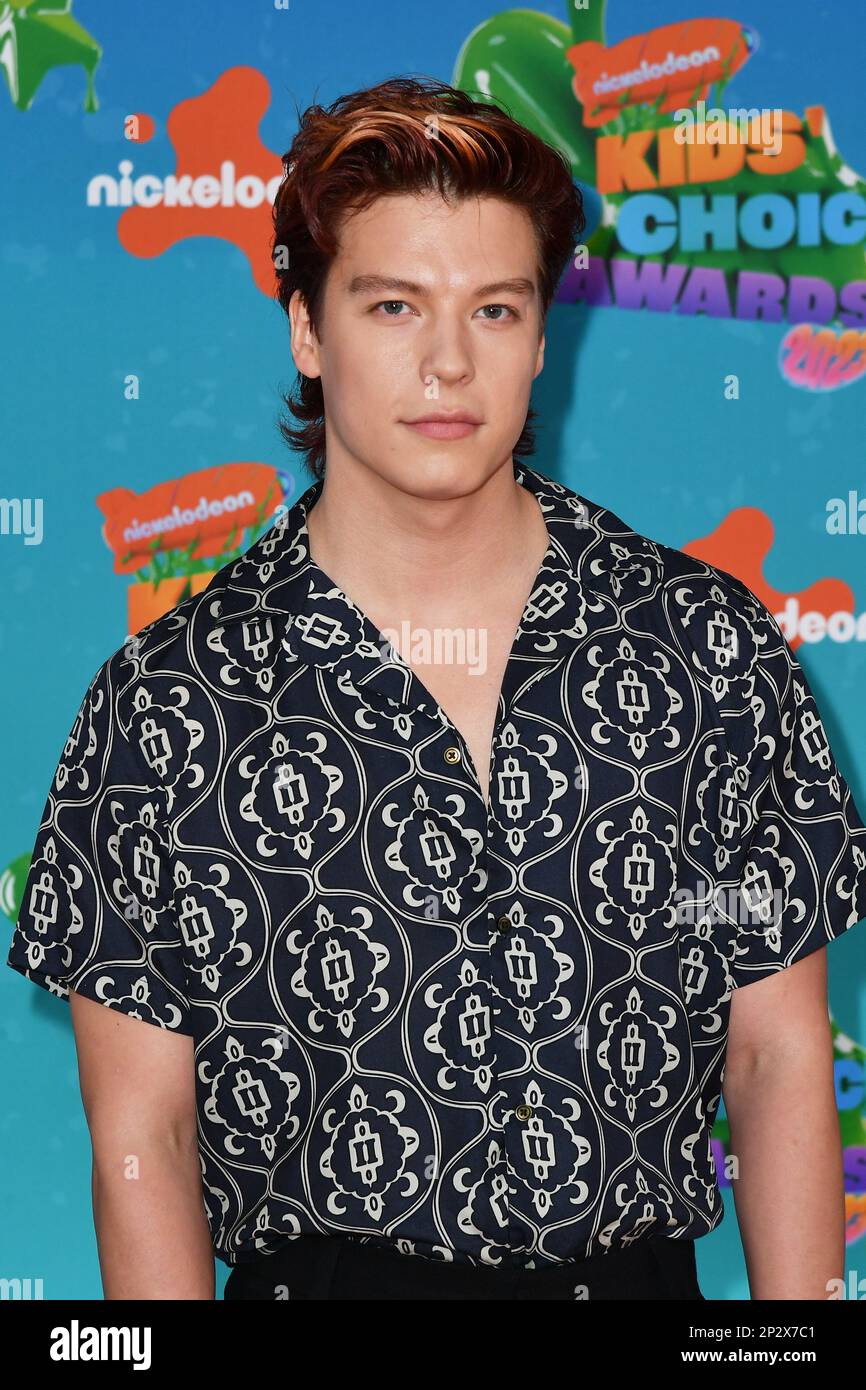 Justin Derickson attends the 2023 Nickelodeon Kids' Choice Awards at ...