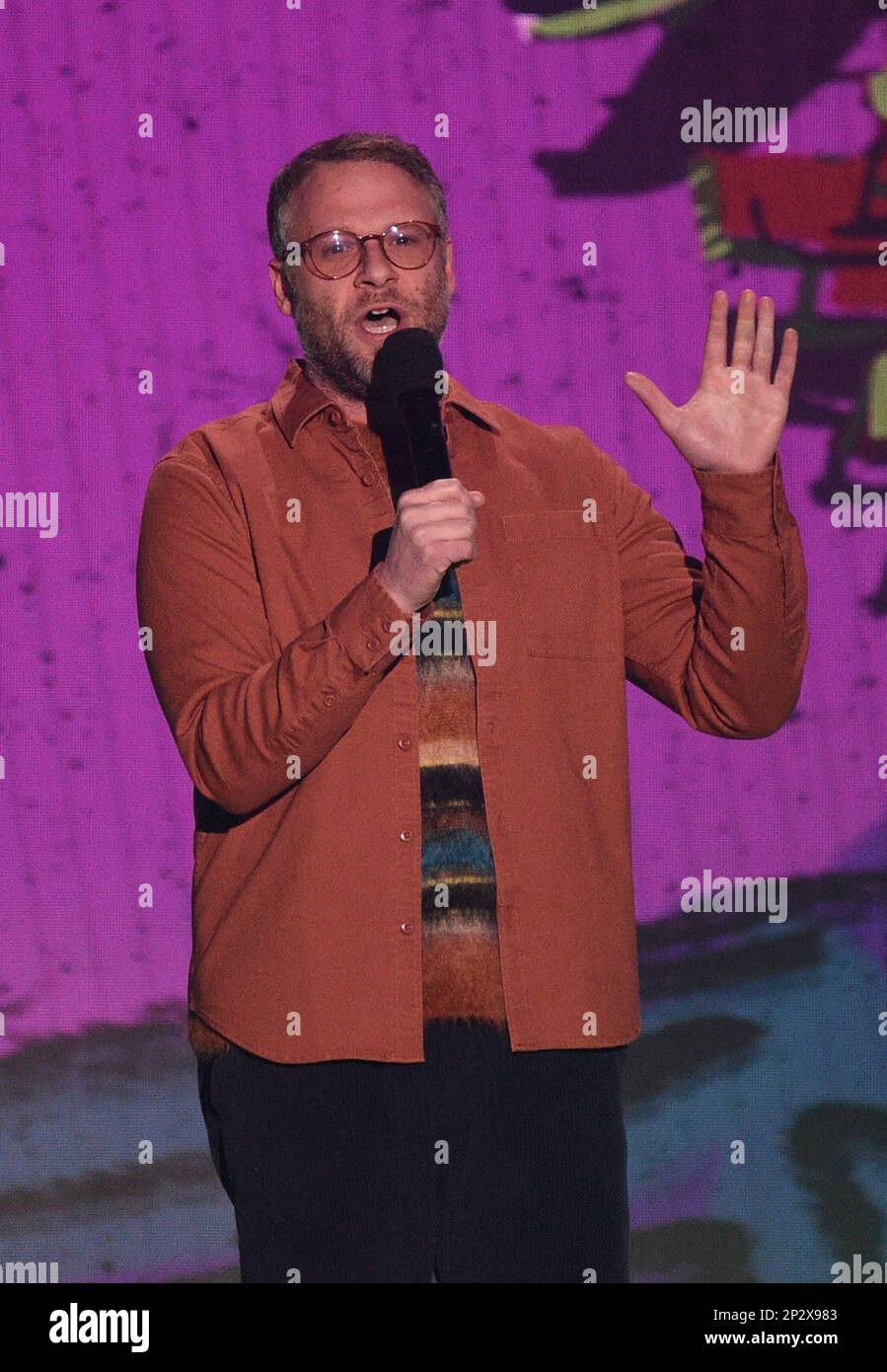 Seth Rogen speaks at the Nickelodeon Kids' Choice Awards on Saturday ...