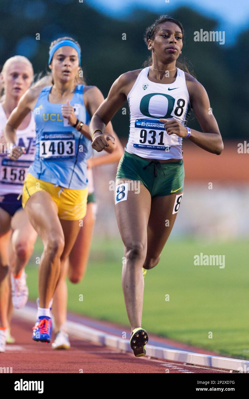 Reavyn Rogers of Oregon competes in 800 meter prelims during West ...