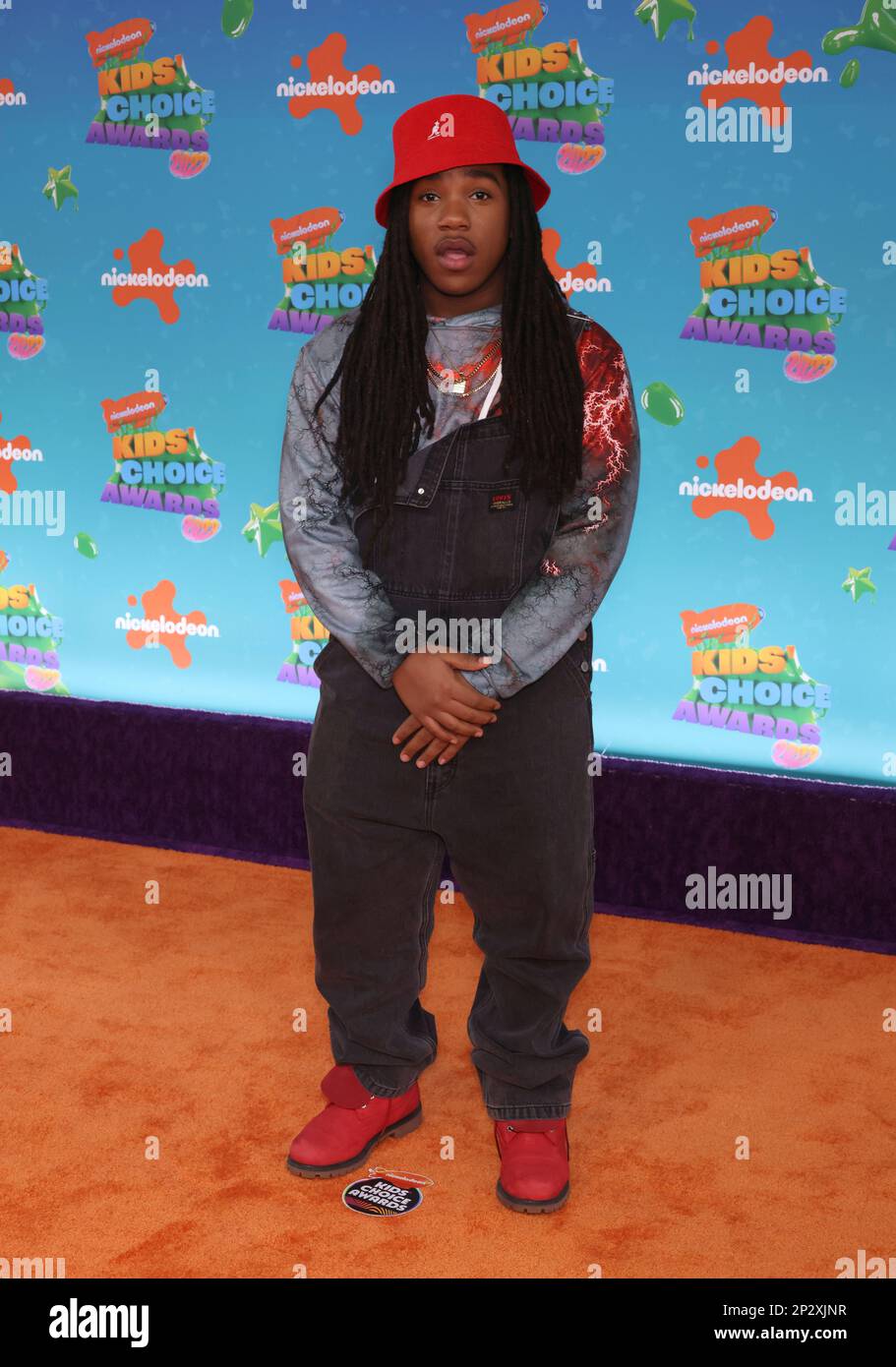 Terrence Little Gardenhigh arrives at the Nickelodeon Kids' Choice ...