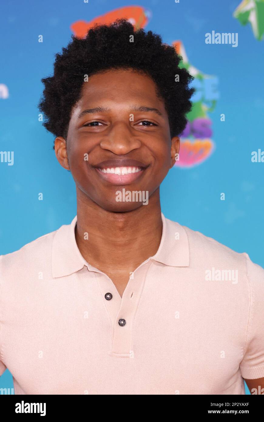 Lex Lumpkin arrives at the Nickelodeon Kids' Choice Awards on Saturday ...