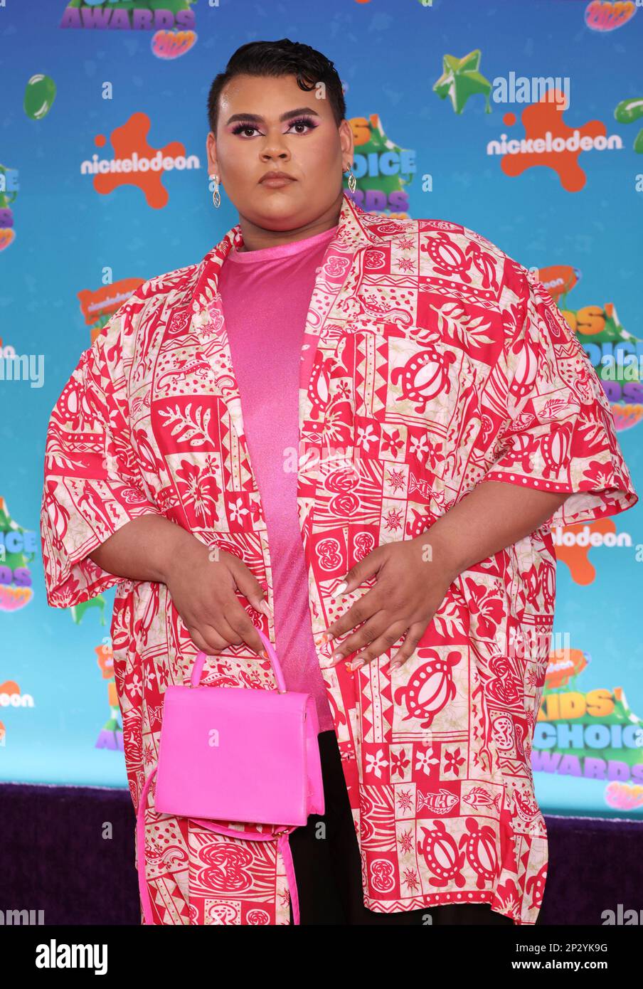 Luke Islam arrives at the Nickelodeon Kids' Choice Awards on Saturday ...