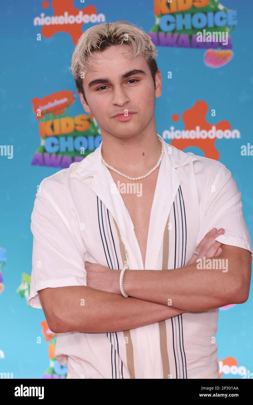 Chance Hurstfield arrives at the Nickelodeon Kids' Choice Awards on ...