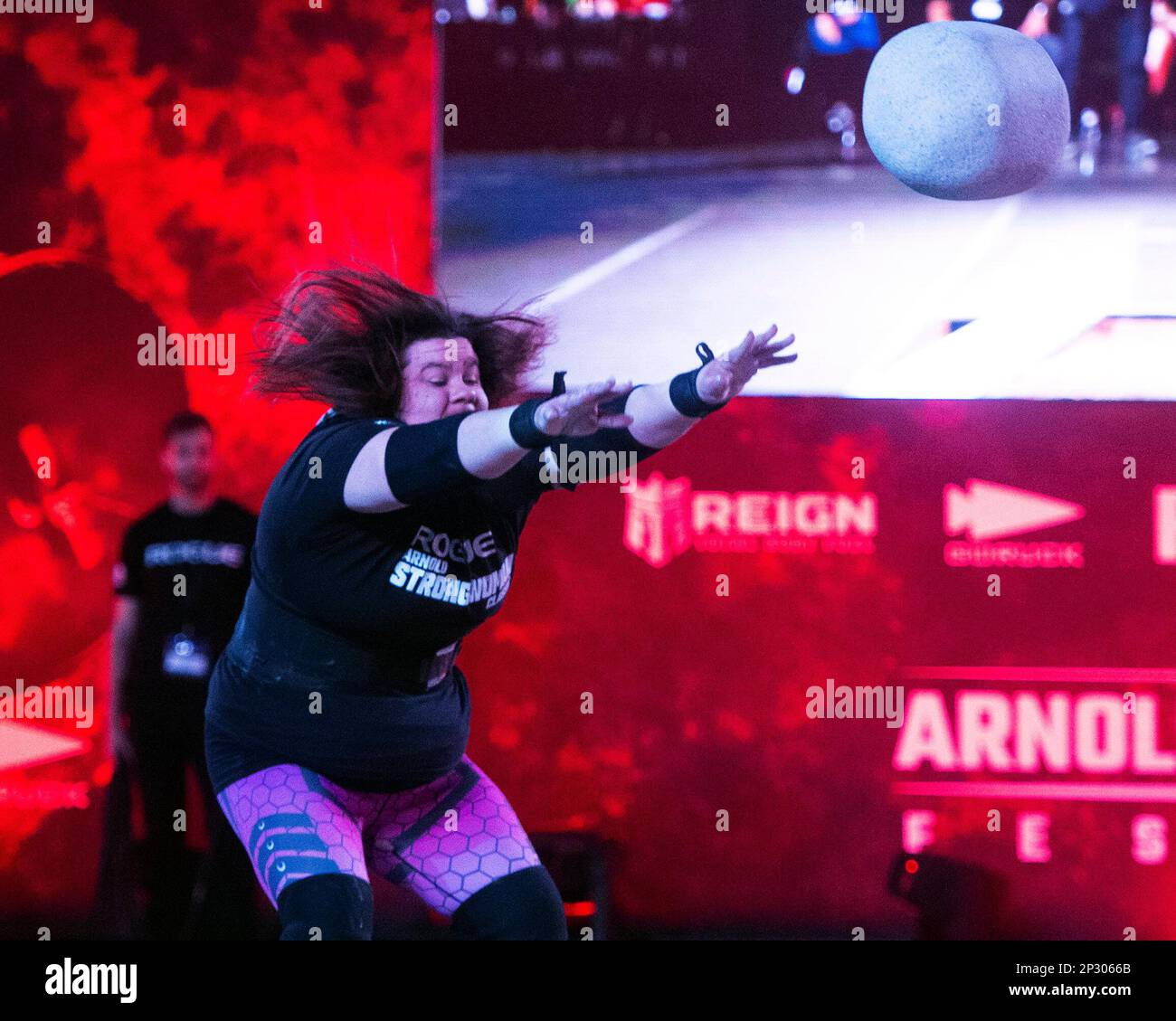 Arnold strongwoman classic hi-res stock photography and images - Alamy