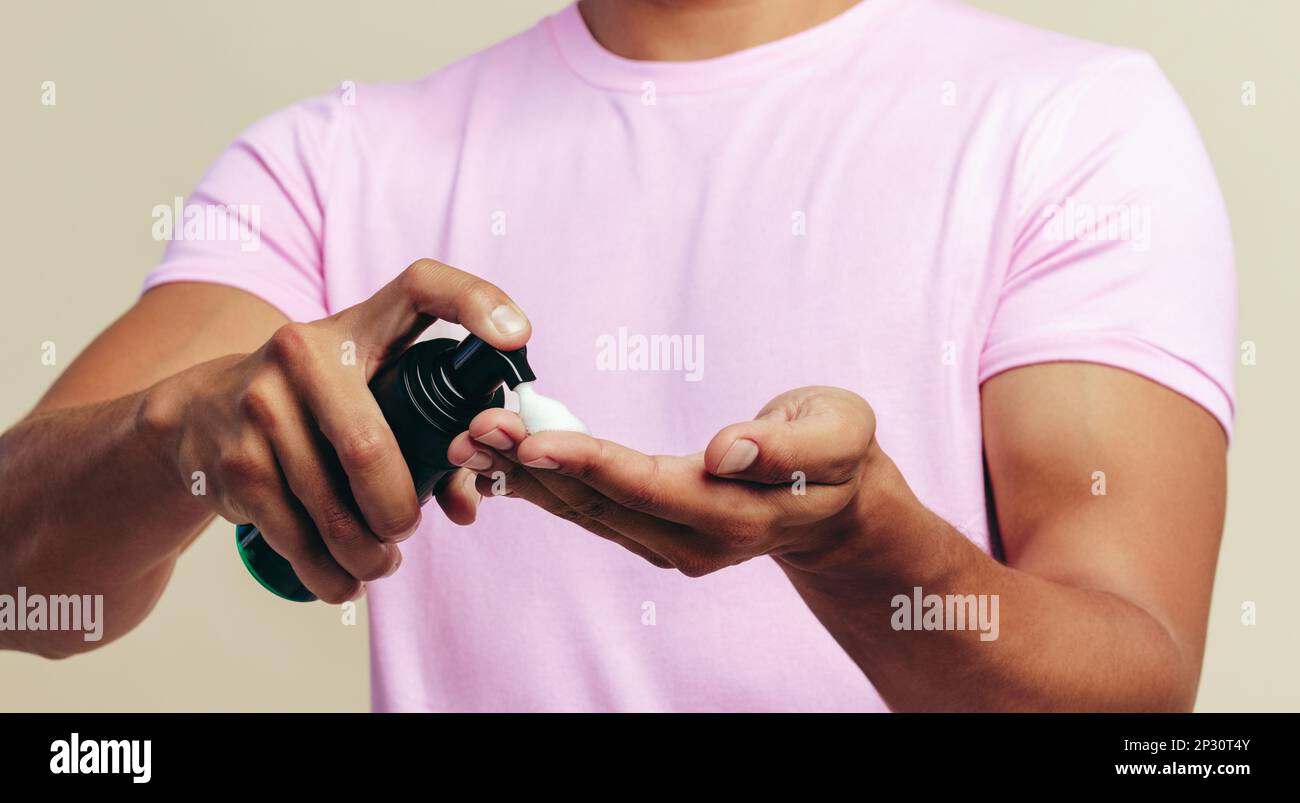 Face wash hi-res stock photography and images - Alamy