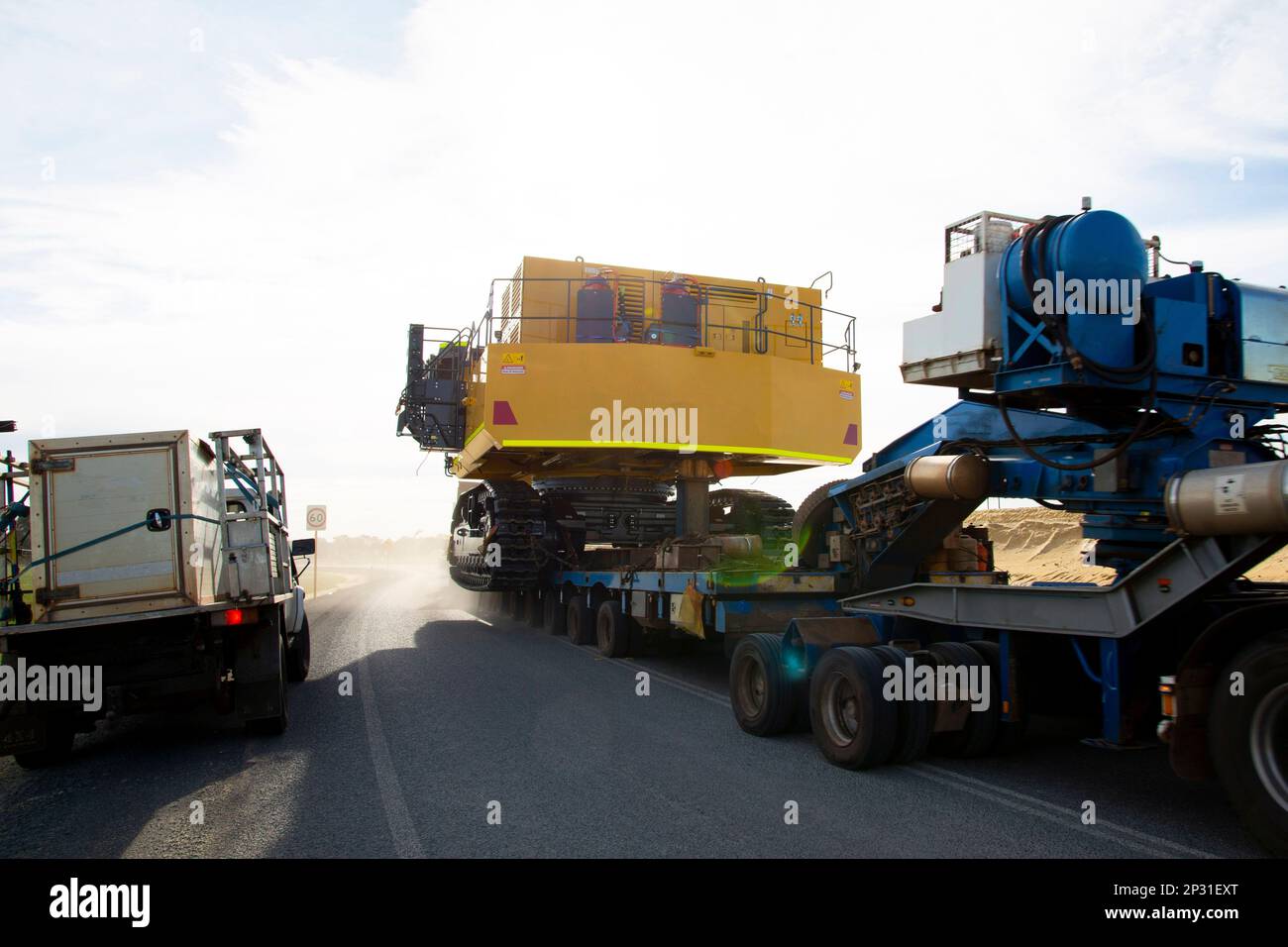 Oversize load semi truck hi-res stock photography and images - Alamy