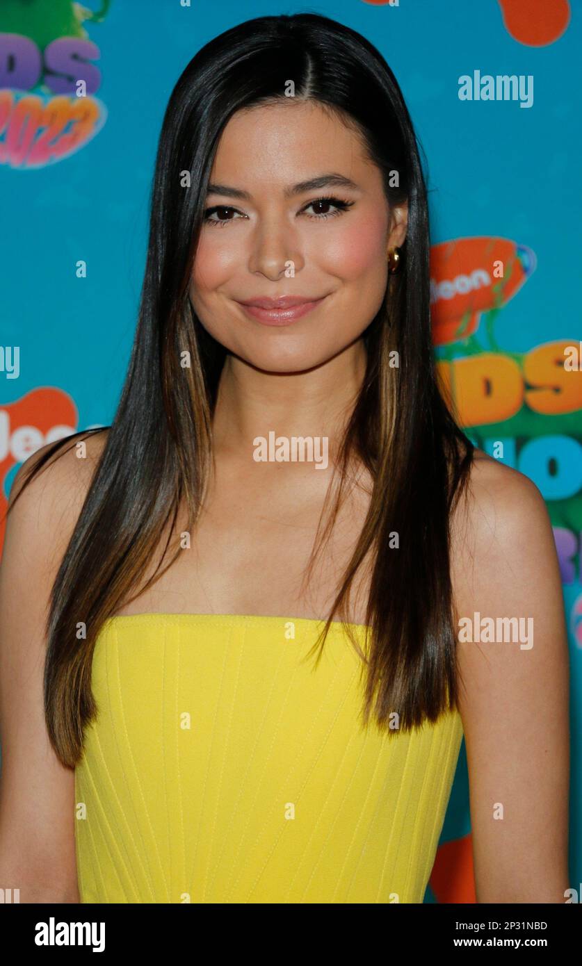 Miranda cosgrove 2023 hi-res stock photography and images - Alamy