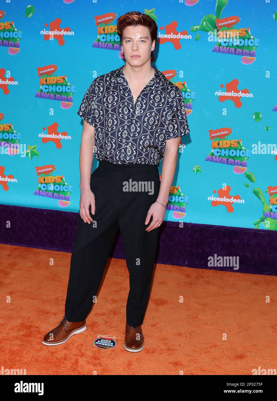 Justin Derickson arrives at The 2023 Nickelodeon Kids Choice Awards ...