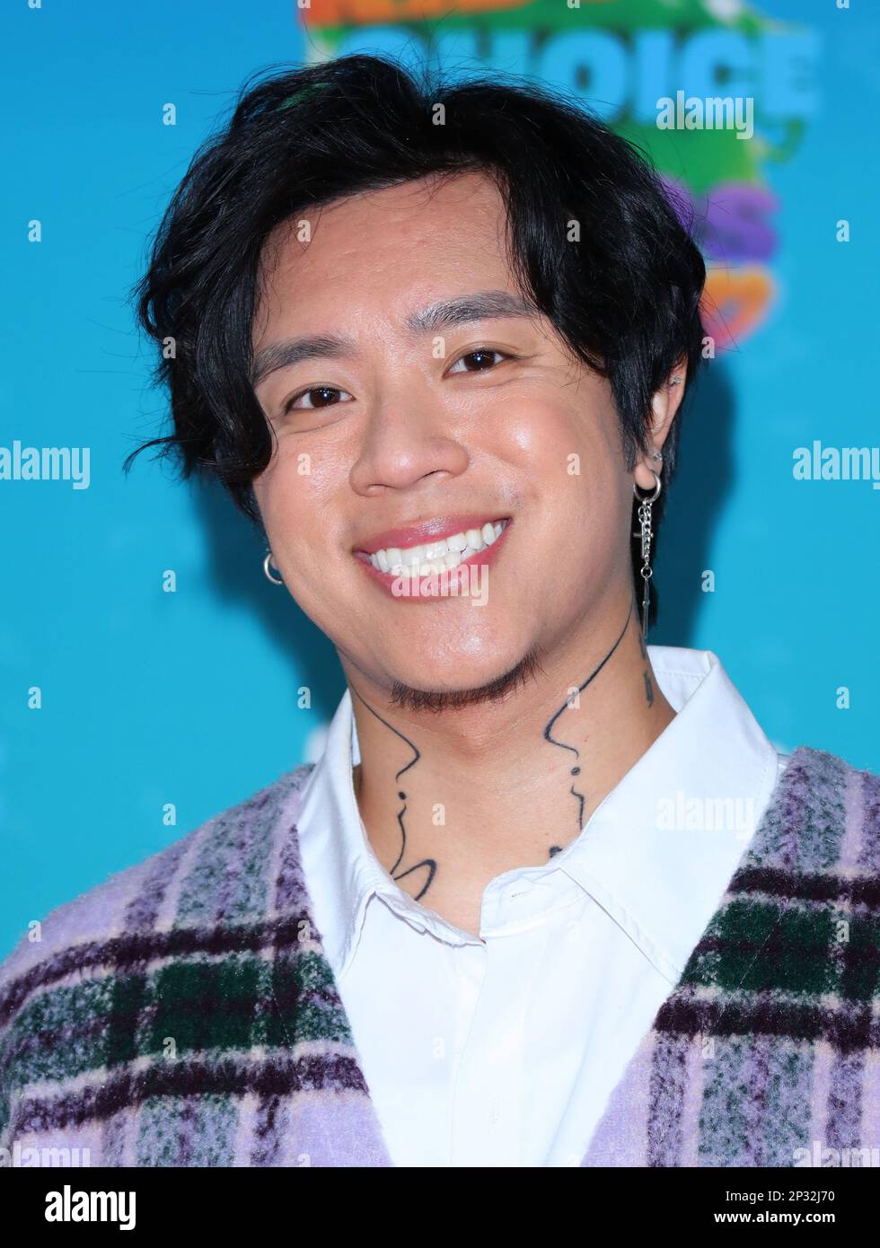 Michael Le arrives at The 2023 Nickelodeon Kids Choice Awards held at ...