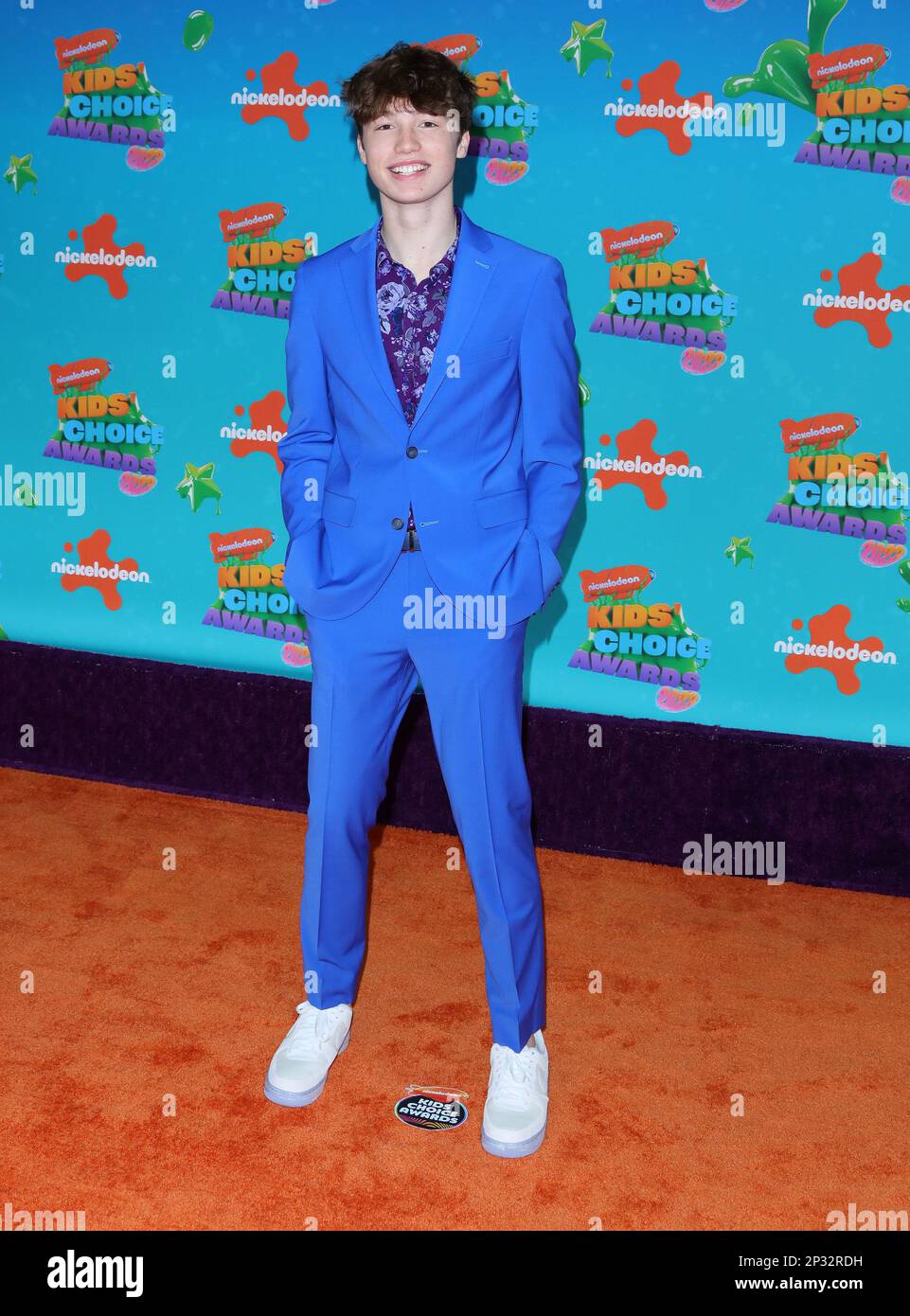 Owen Holt arrives at The 2023 Nickelodeon Kids Choice Awards held at ...