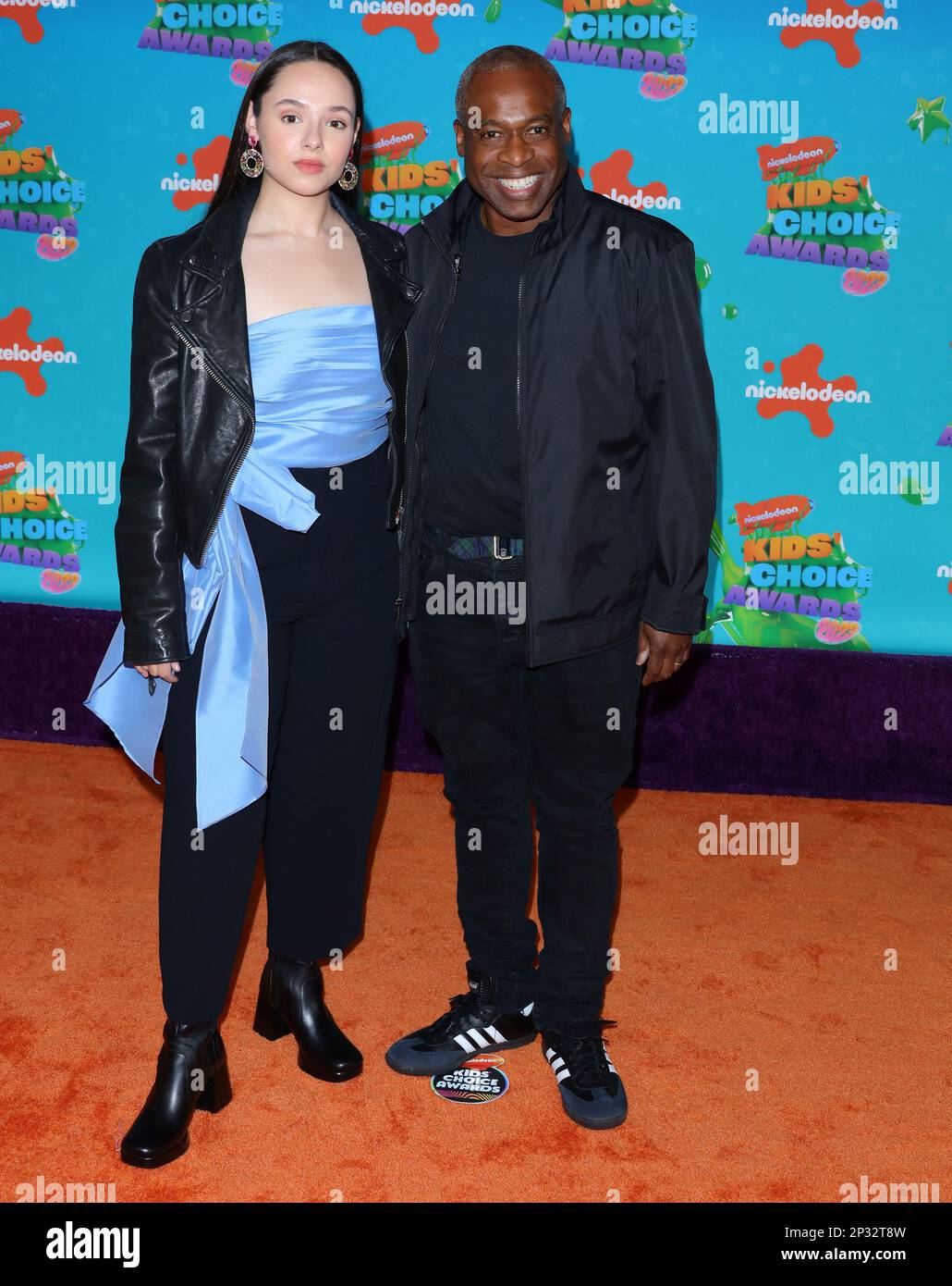 Piper Lewis, Phil Lewis arrives at The 2023 Nickelodeon Kids Choice ...