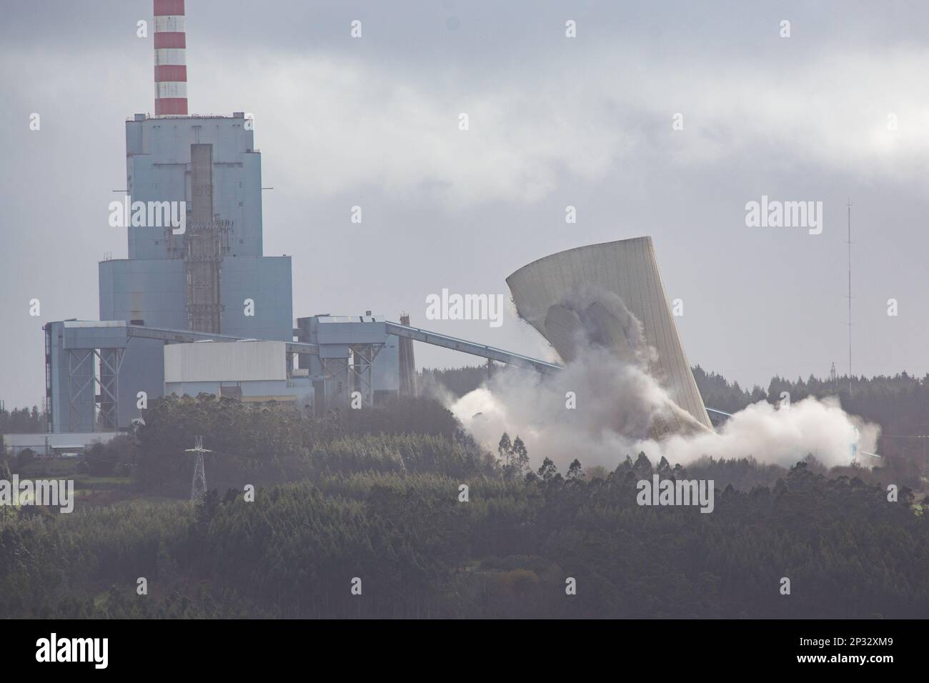 Demolition of Cooling Tower at Meirama Thermal Power Plant in Cerceda ...