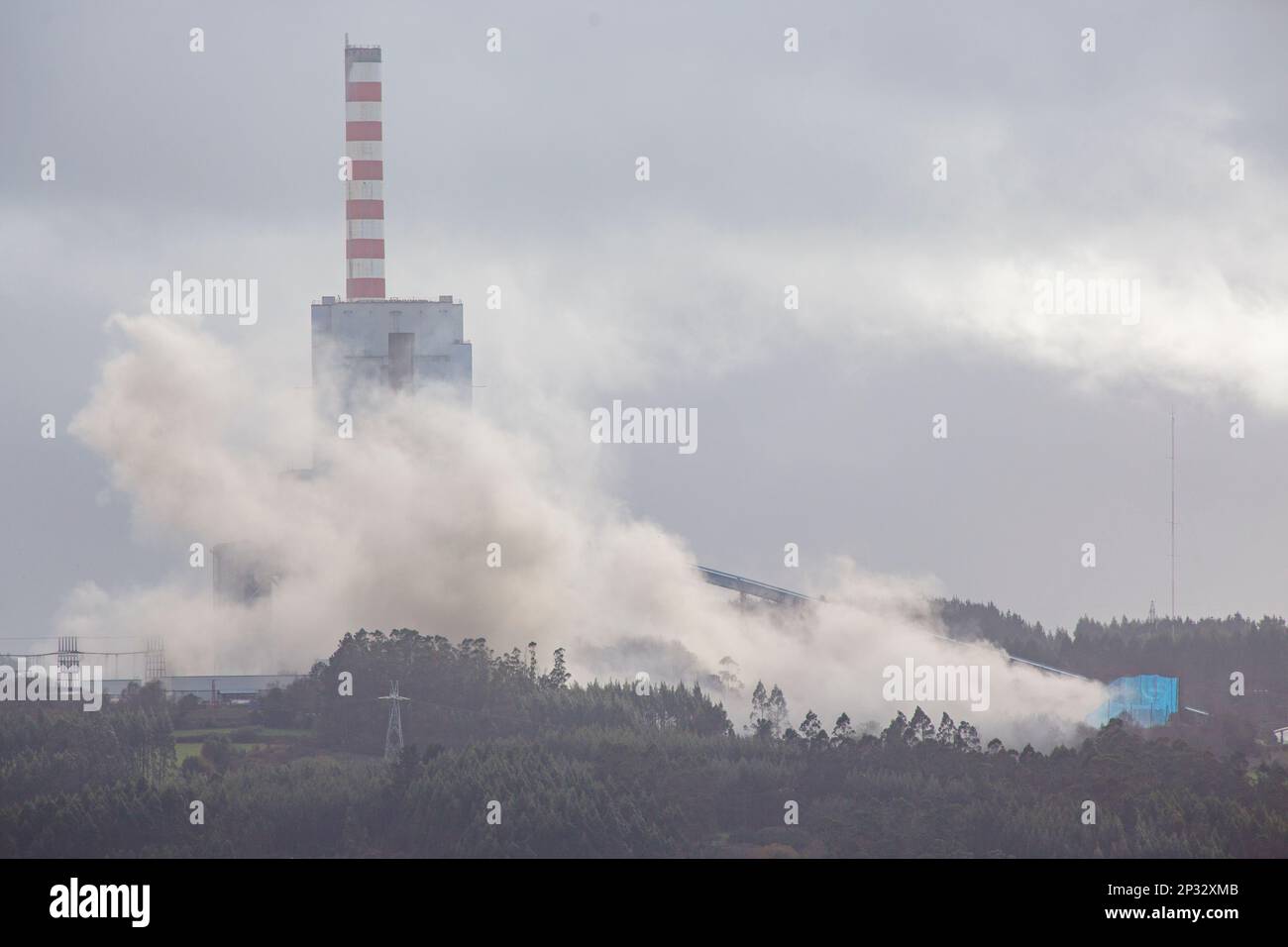 Demolition of Cooling Tower at Meirama Thermal Power Plant in Cerceda ...