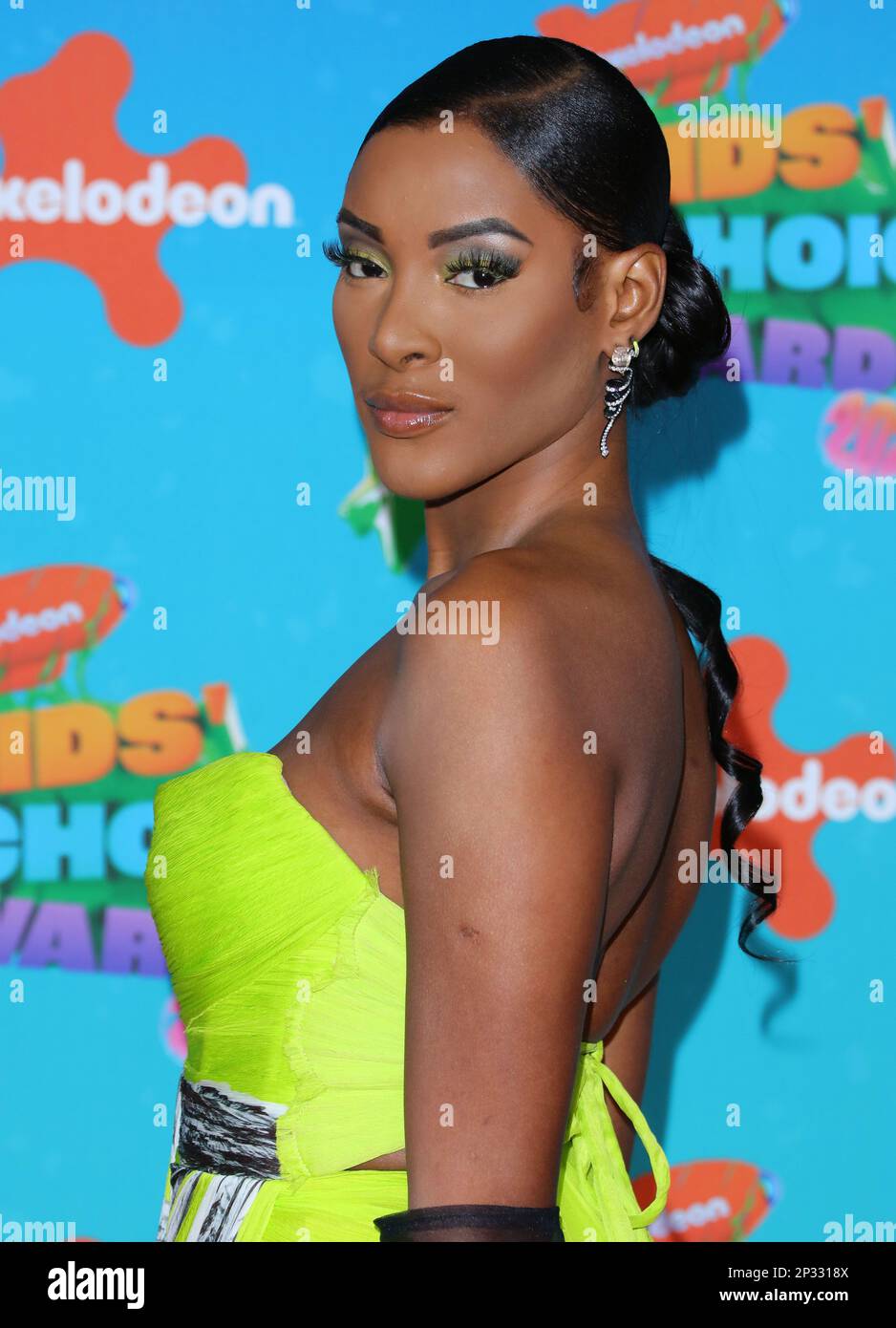 Zeta Morrison arrives at The 2023 Nickelodeon Kids Choice Awards held ...
