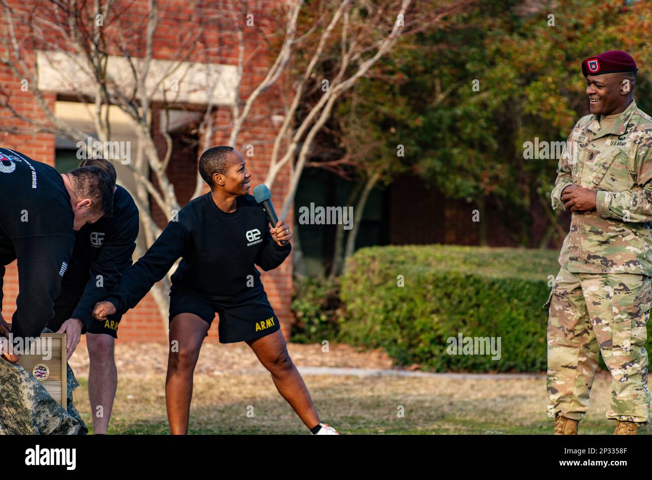 Paratroopers assigned to the 82nd Airborne Division Sustainment Brigade ...