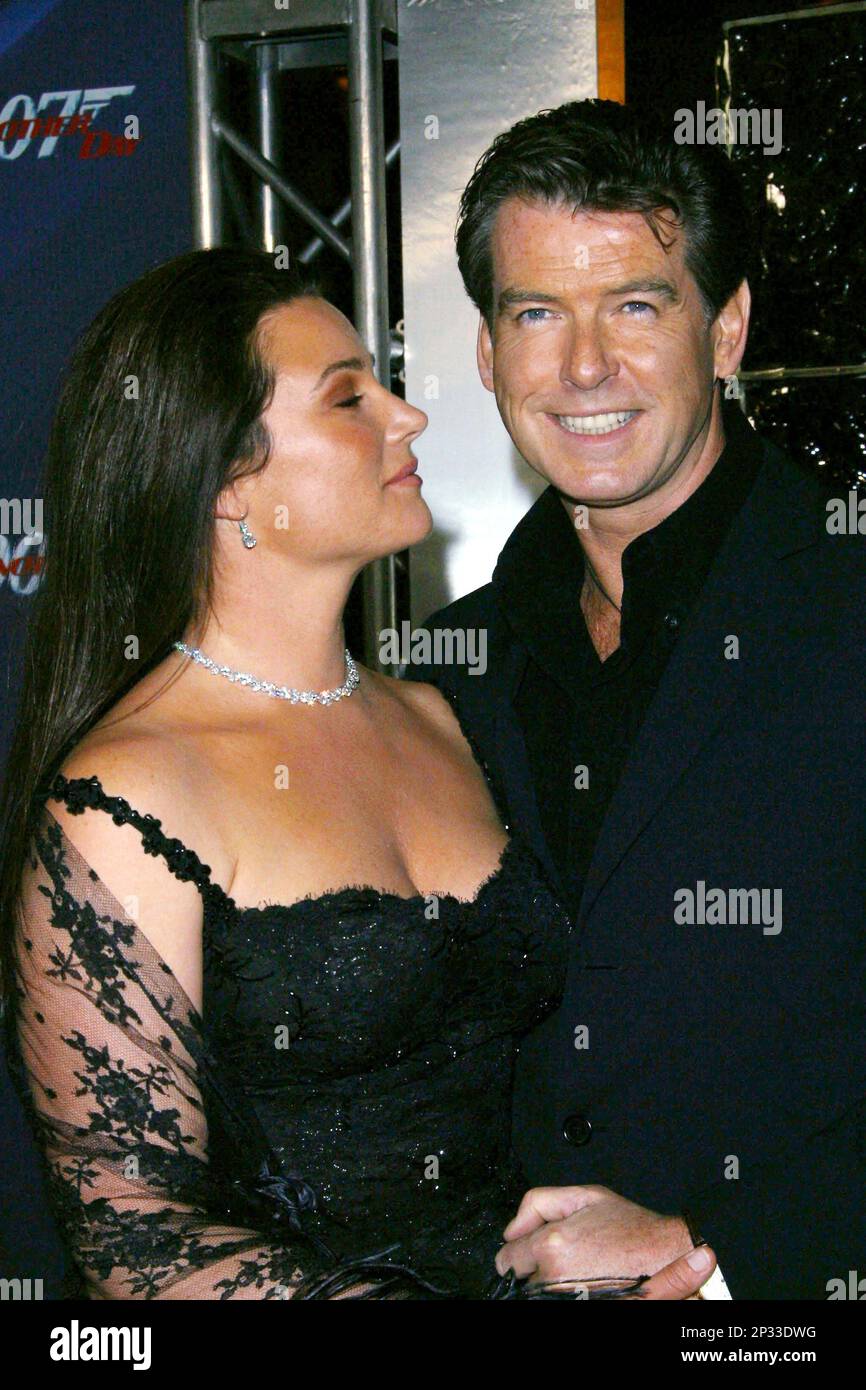 Photo by: Lee RothSTAR MAX, Inc. - copyright 2002ALL RIGHTS ...