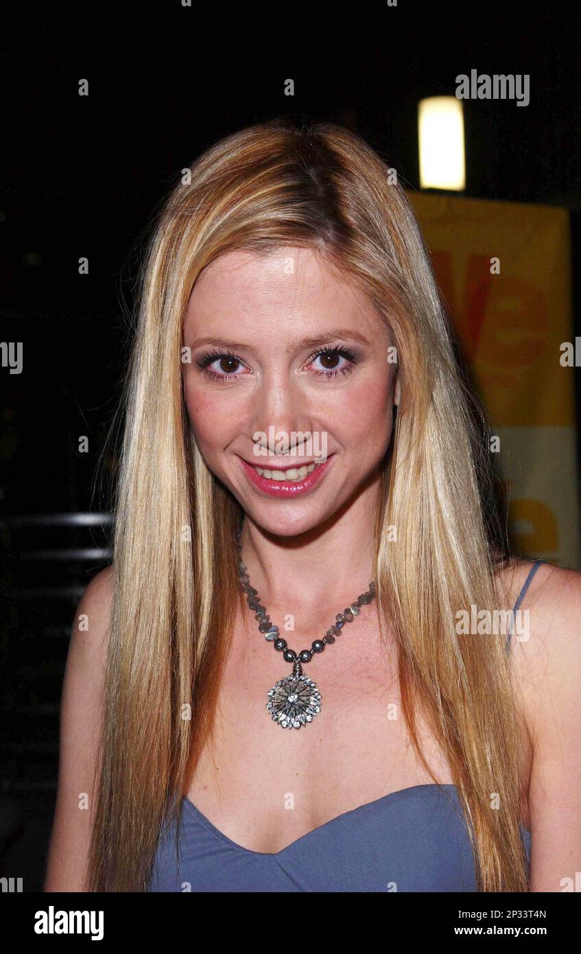 Photo by: Lee Roth STAR MAX, Inc. - copyright 2003 ALL RIGHTS RESERVED Telephone/Fax: (212) 995 ...