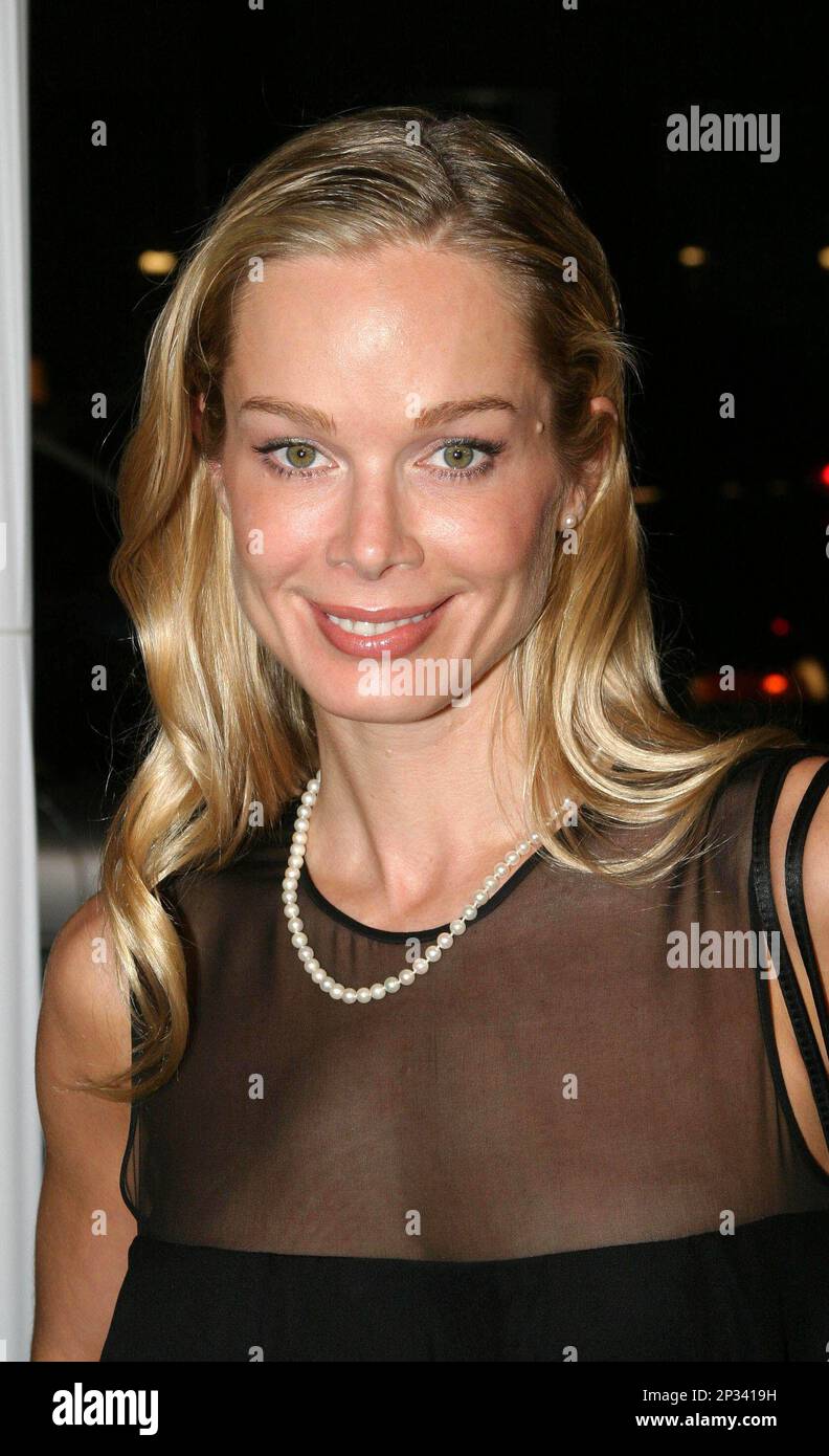 Photo by: Tim Goodwin/starmaxinc.com 2003ALL RIGHTS RESERVEDTelephone ...