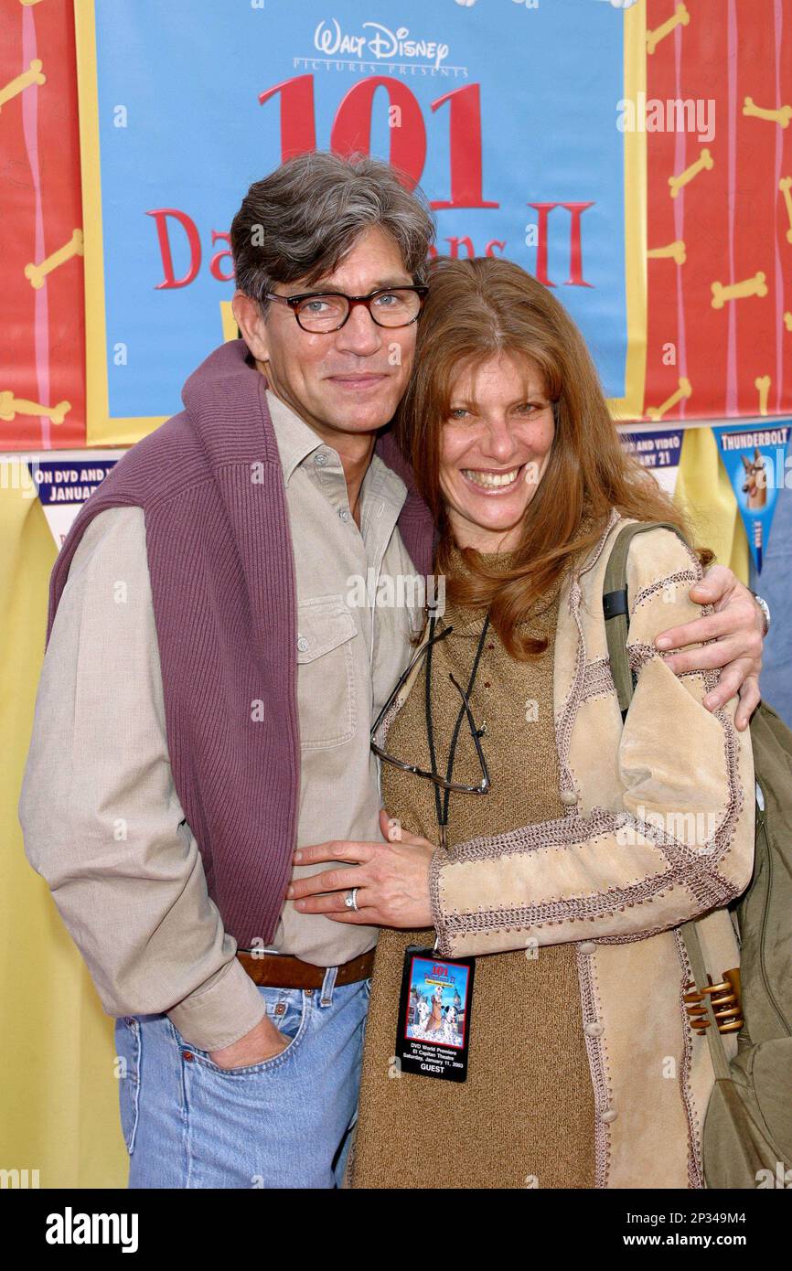 Photo by: Lee RothSTAR MAX, Inc. - copyright 2003ALL RIGHTS ...