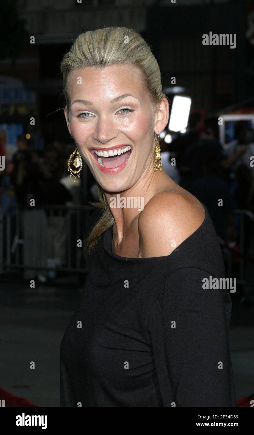 Photo by: Tim GoodwinSTAR MAX, Inc. - copyright 2003ALL RIGHTS ...