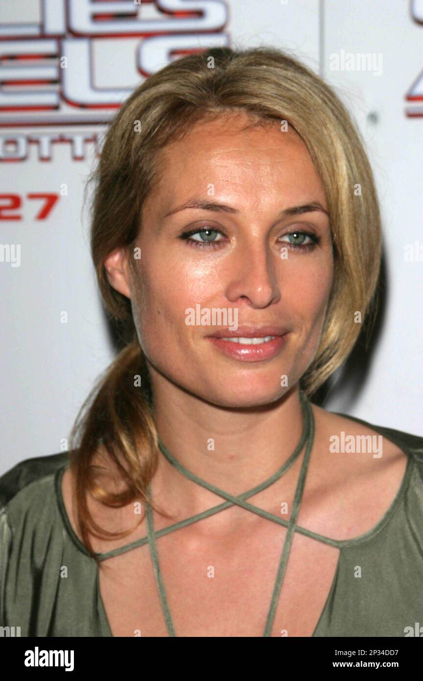 Photo by: Peter KramerSTAR MAX, Inc. - copyright 2003ALL RIGHTS ...