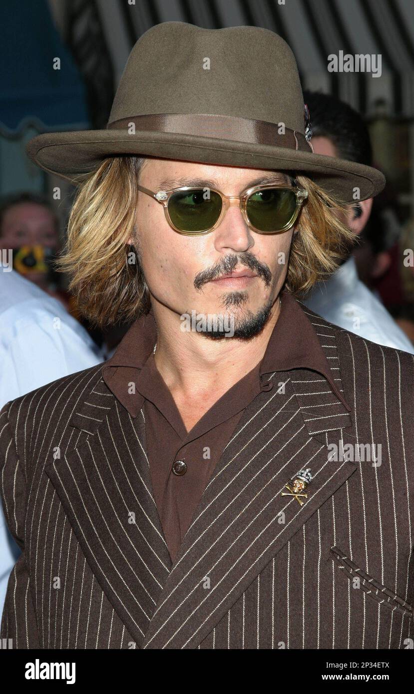 Photo by: Tim GoodwinSTAR MAX, Inc. - copyright 2003ALL RIGHTS ...