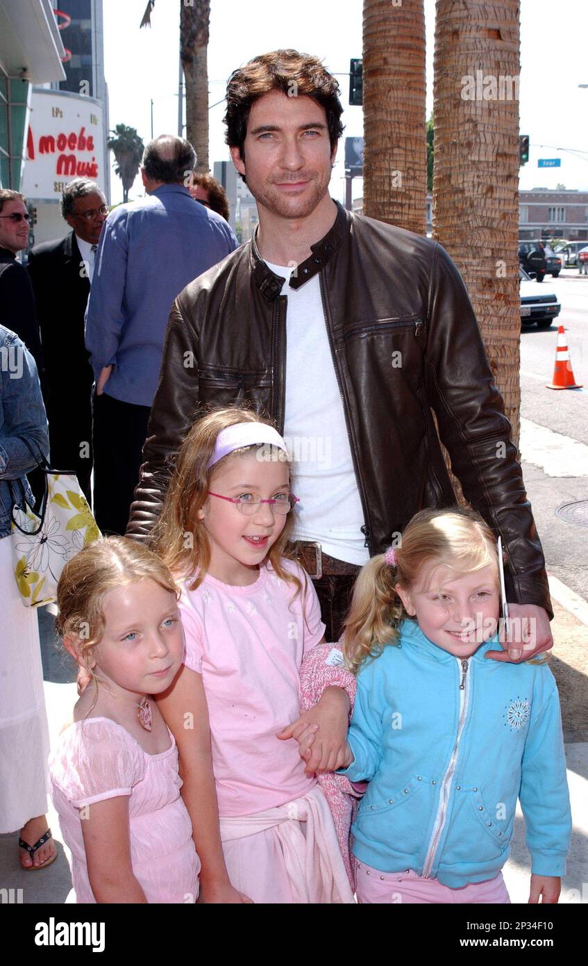 Photo by: Lee RothSTAR MAX, Inc. - copyright 2003ALL RIGHTS ...