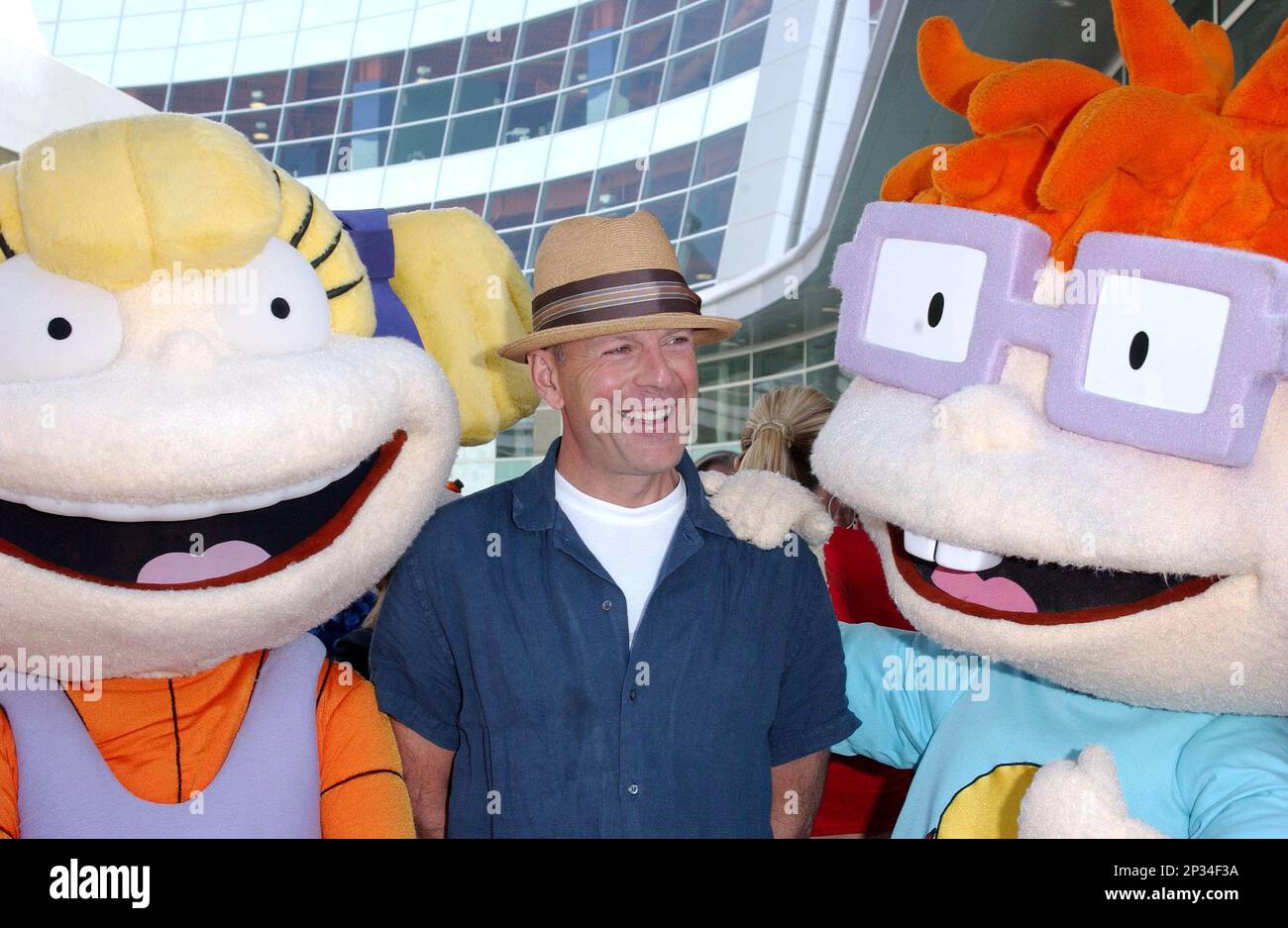 Photo by: Lee RothSTAR MAX, Inc. - copyright 2003ALL RIGHTS ...