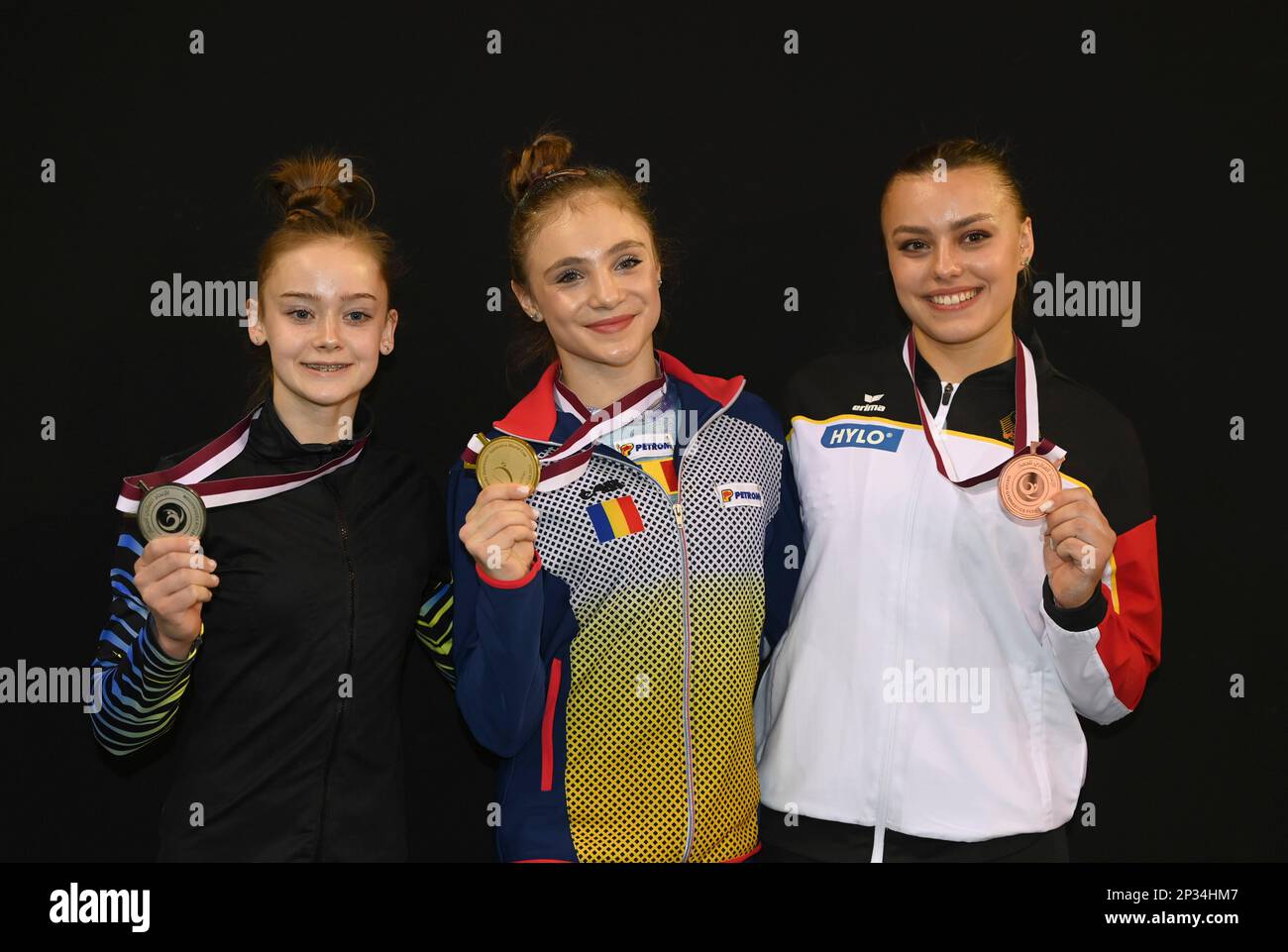 Doha, Qatar. 4th Mar, 2023. Gold medalist Sabrina Maneca-Voinea (C) of ...