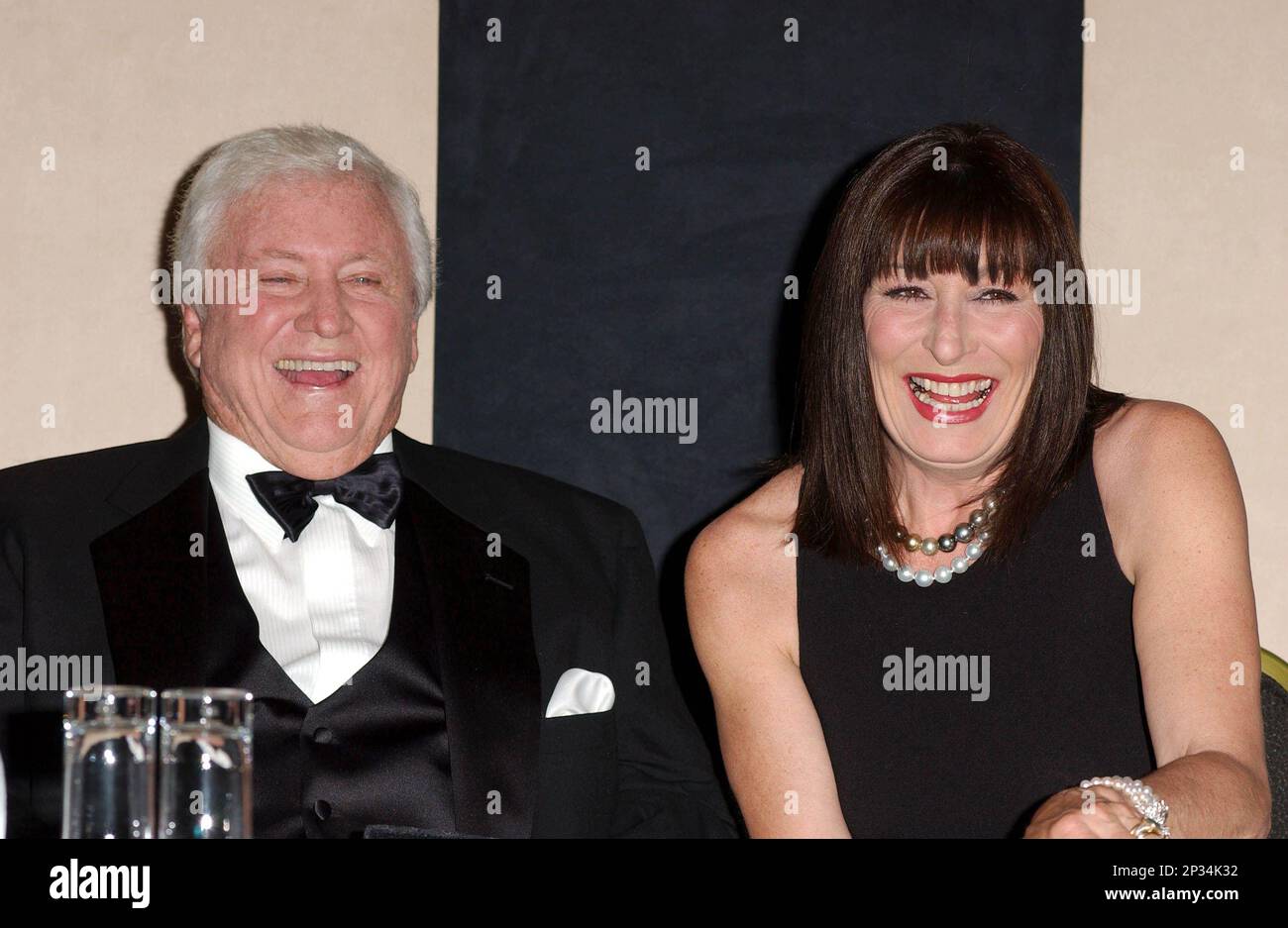 Photo by: Lee Roth STAR MAX, Inc. - copyright 2003 ALL RIGHTS RESERVED ...