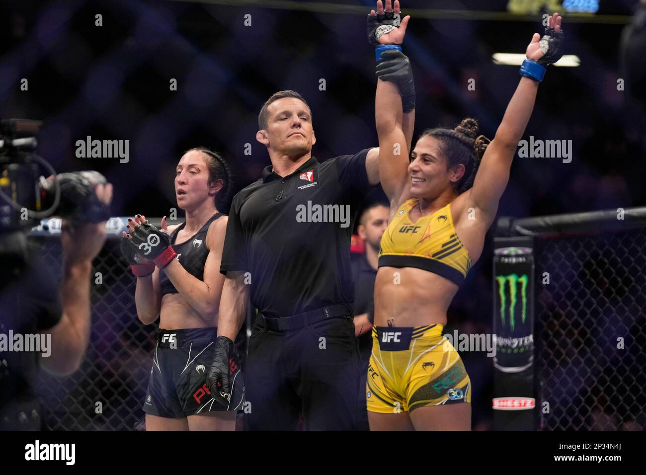 LAS VEGAS, NV - MARCH 4: (R-L) Tabatha Ricci celebrates her victory ...