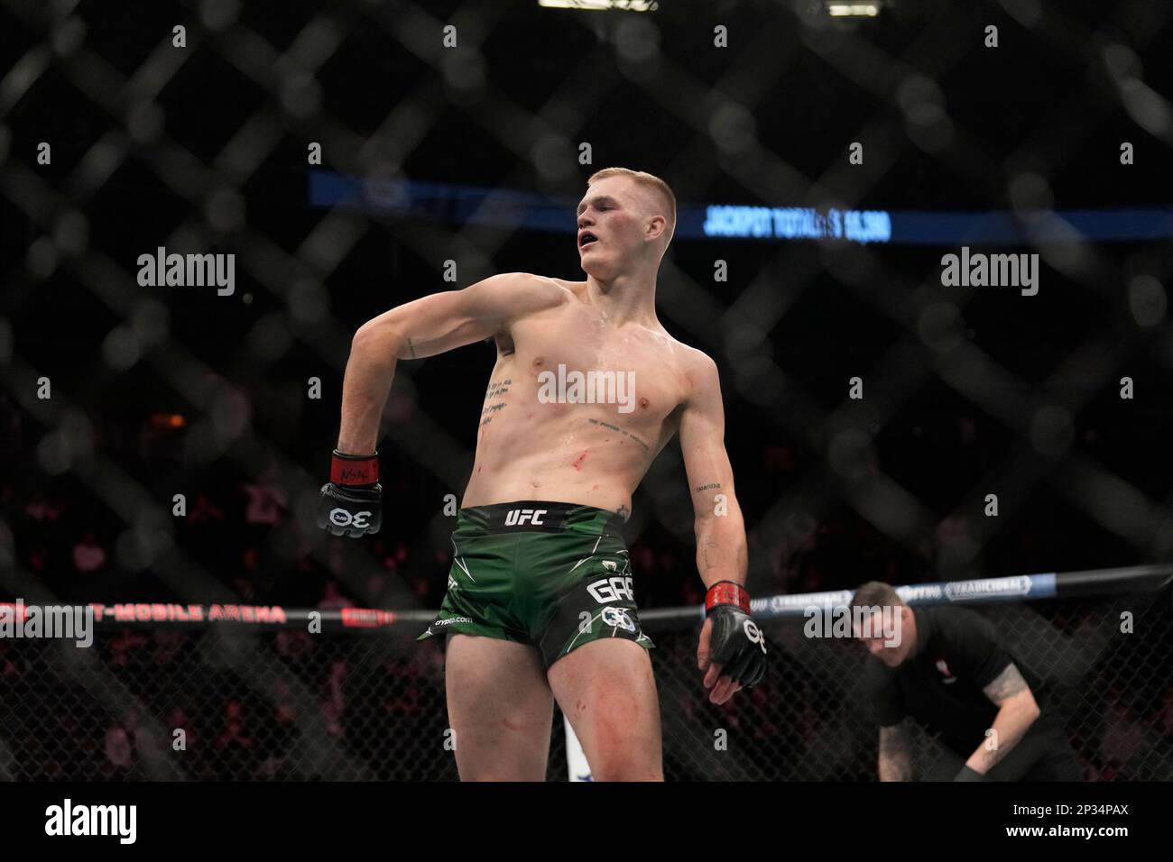 Kenan song hi-res stock photography and images - Alamy