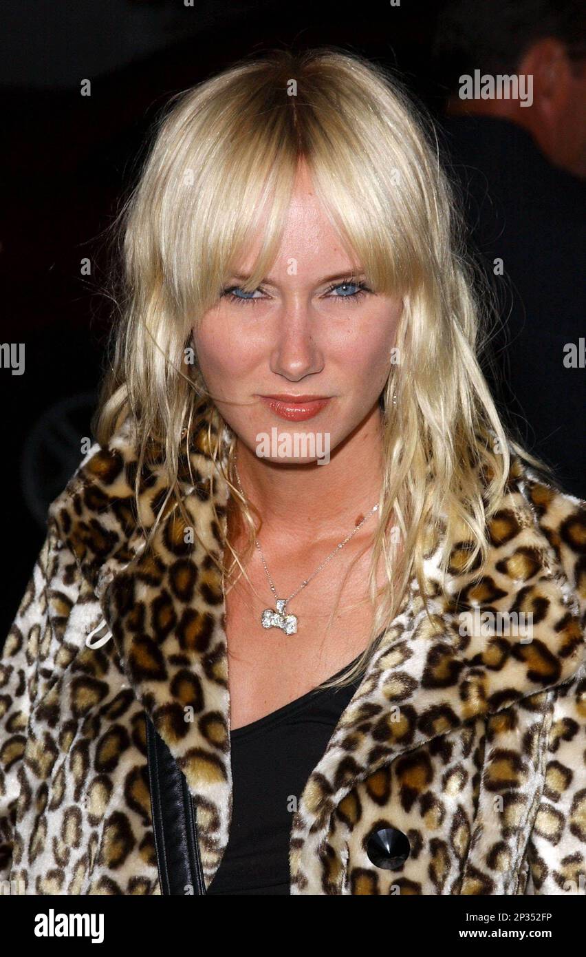 Photo by: Lee RothSTAR MAX, Inc. - copyright 2003ALL RIGHTS ...